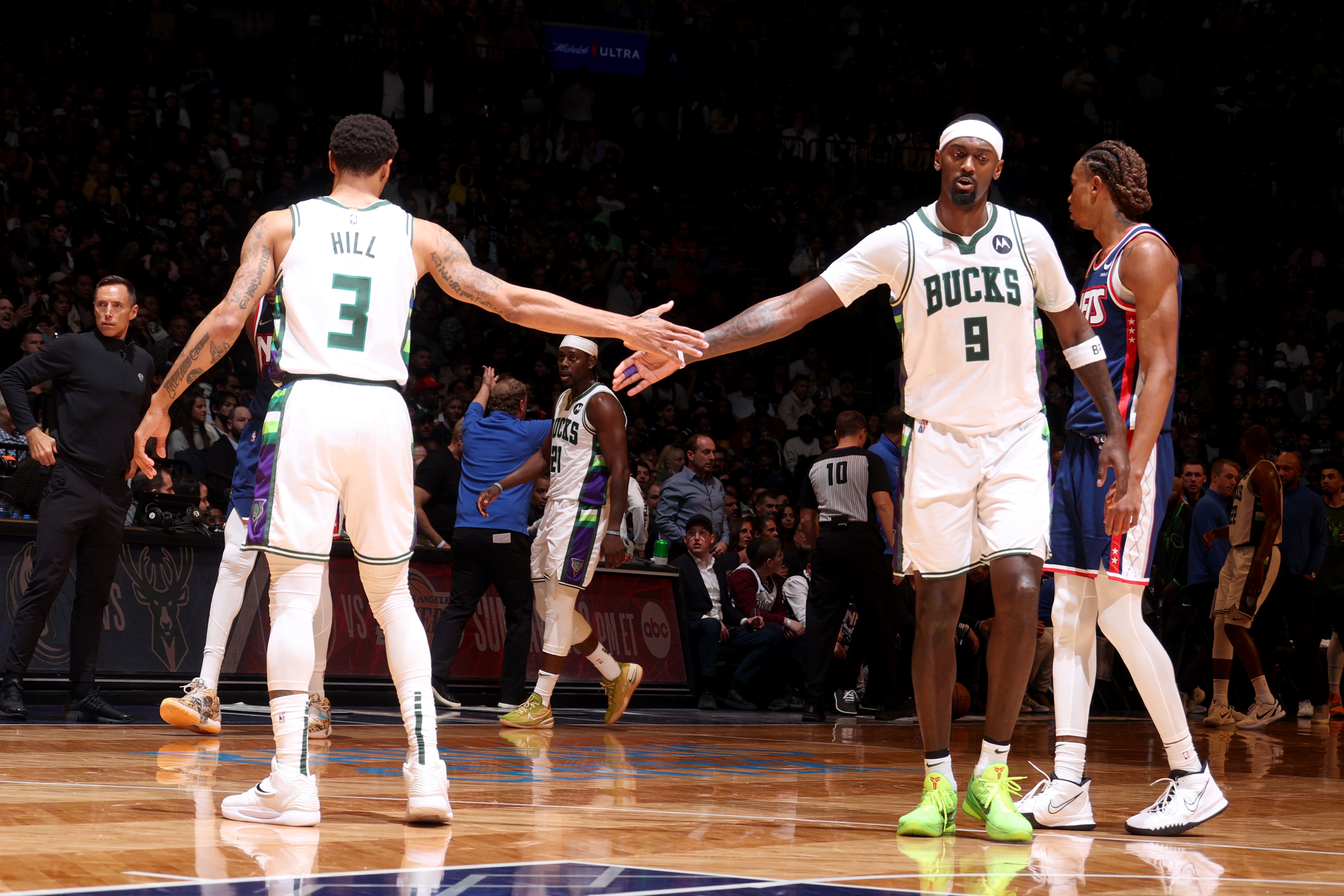 In Photos: Bucks 120 – Nets 119 | 3.31.22 Photo Gallery | NBA.com