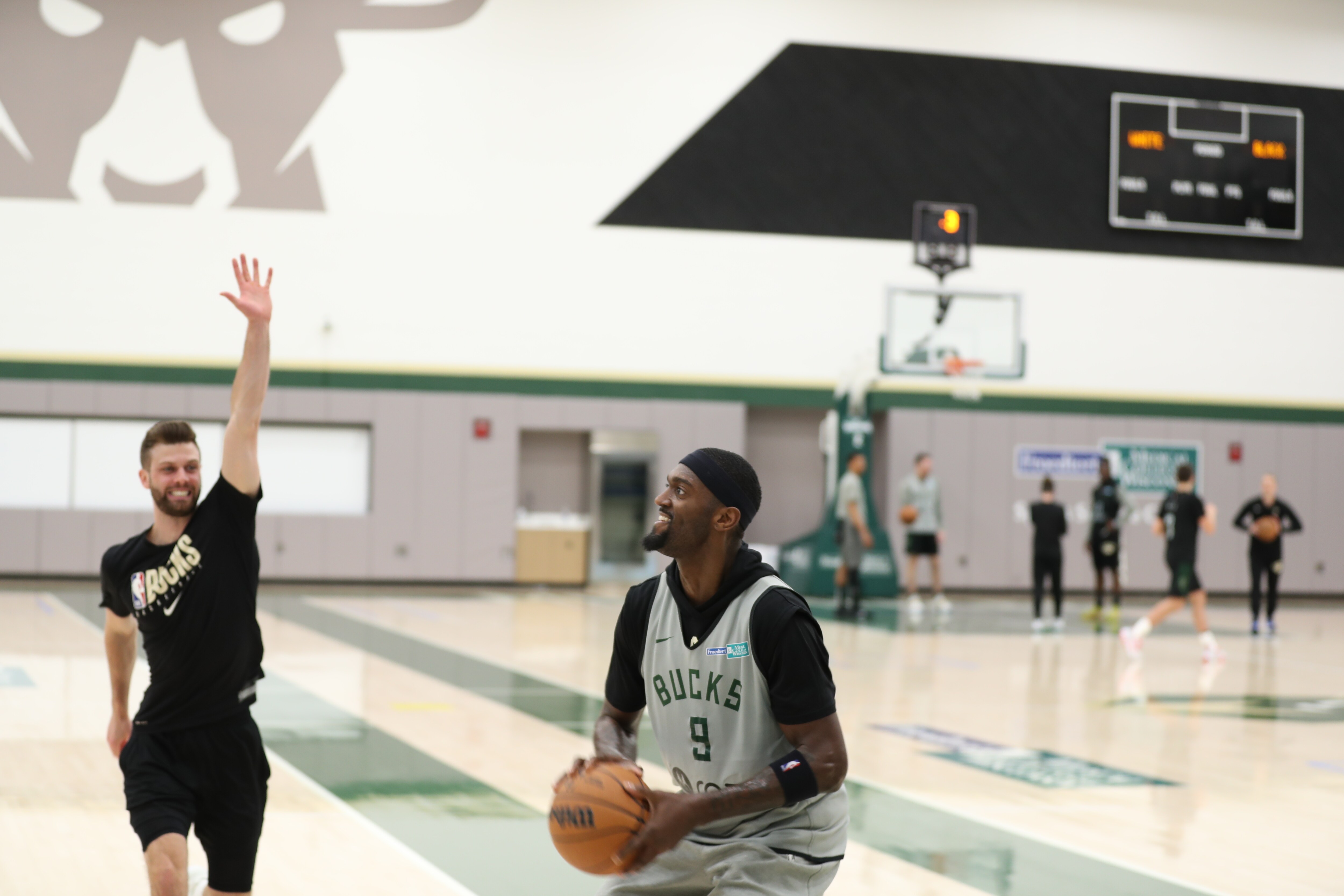 In Photos: Bucks Practice, Prep for Bulls Photo Gallery | NBA.com