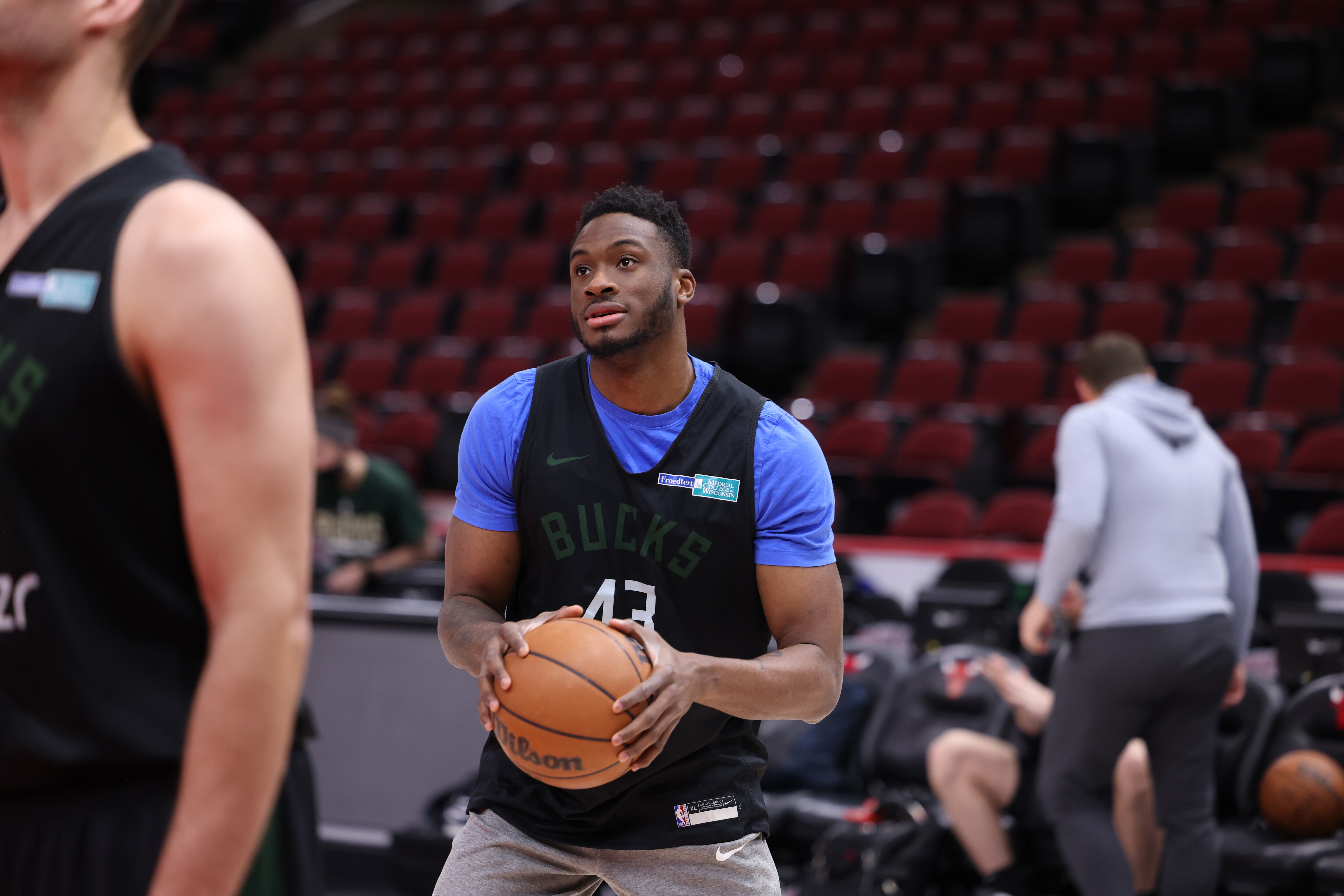 In Photos: Bucks prep for Game 3 in Chicago Photo Gallery | NBA.com