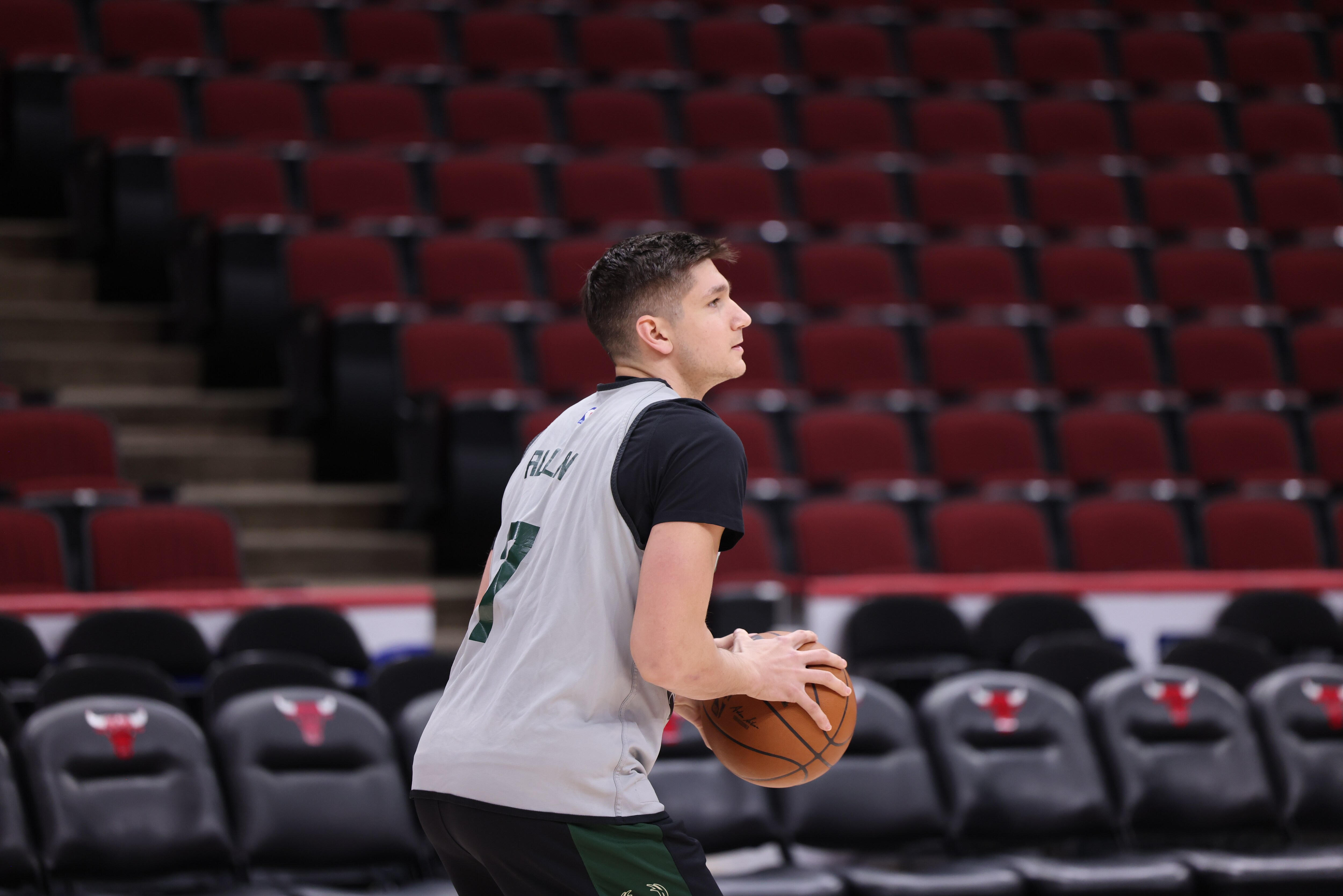 In Photos: Bucks prep for Game 3 in Chicago Photo Gallery | NBA.com