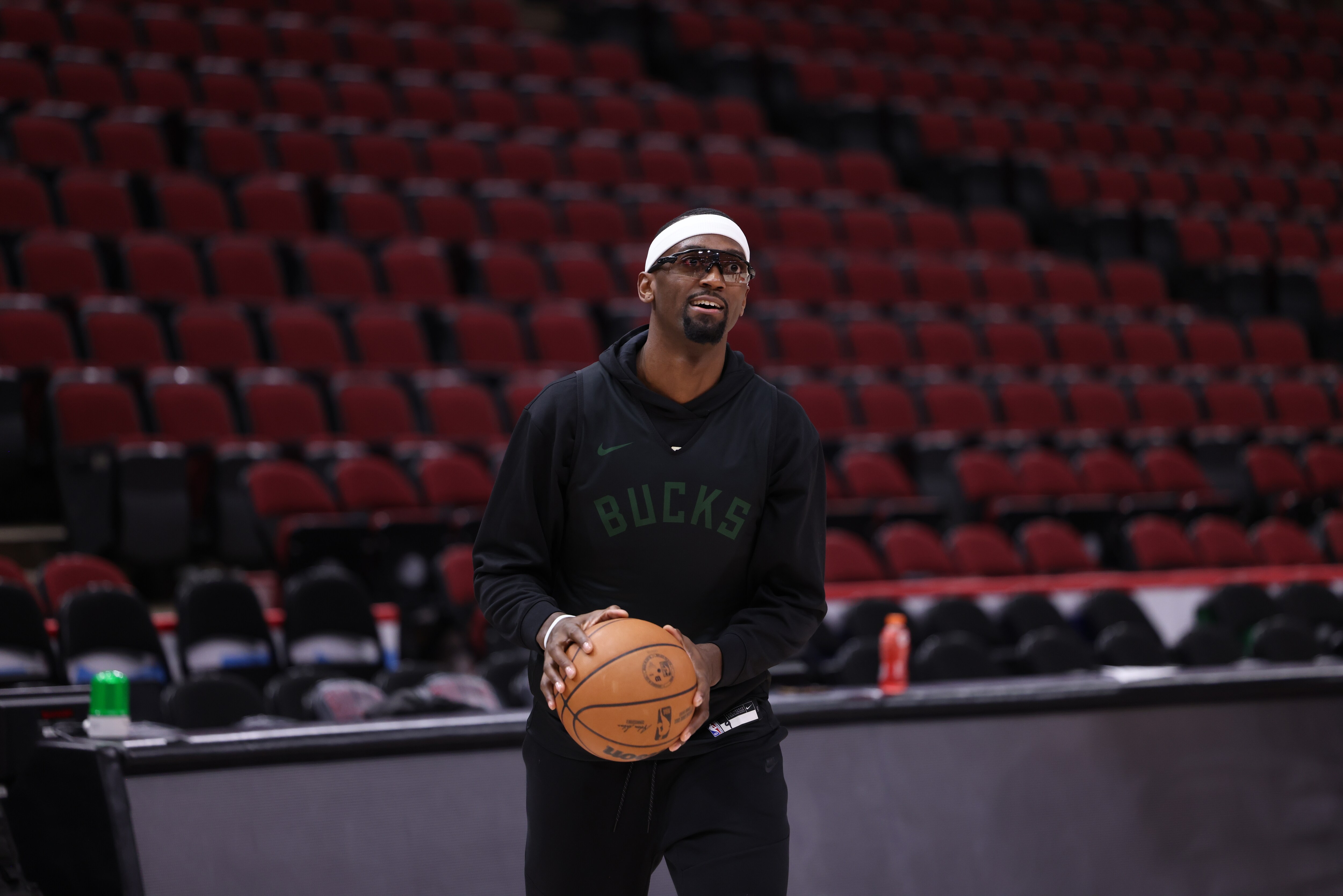 In Photos: Bucks prep for Game 3 in Chicago Photo Gallery | NBA.com