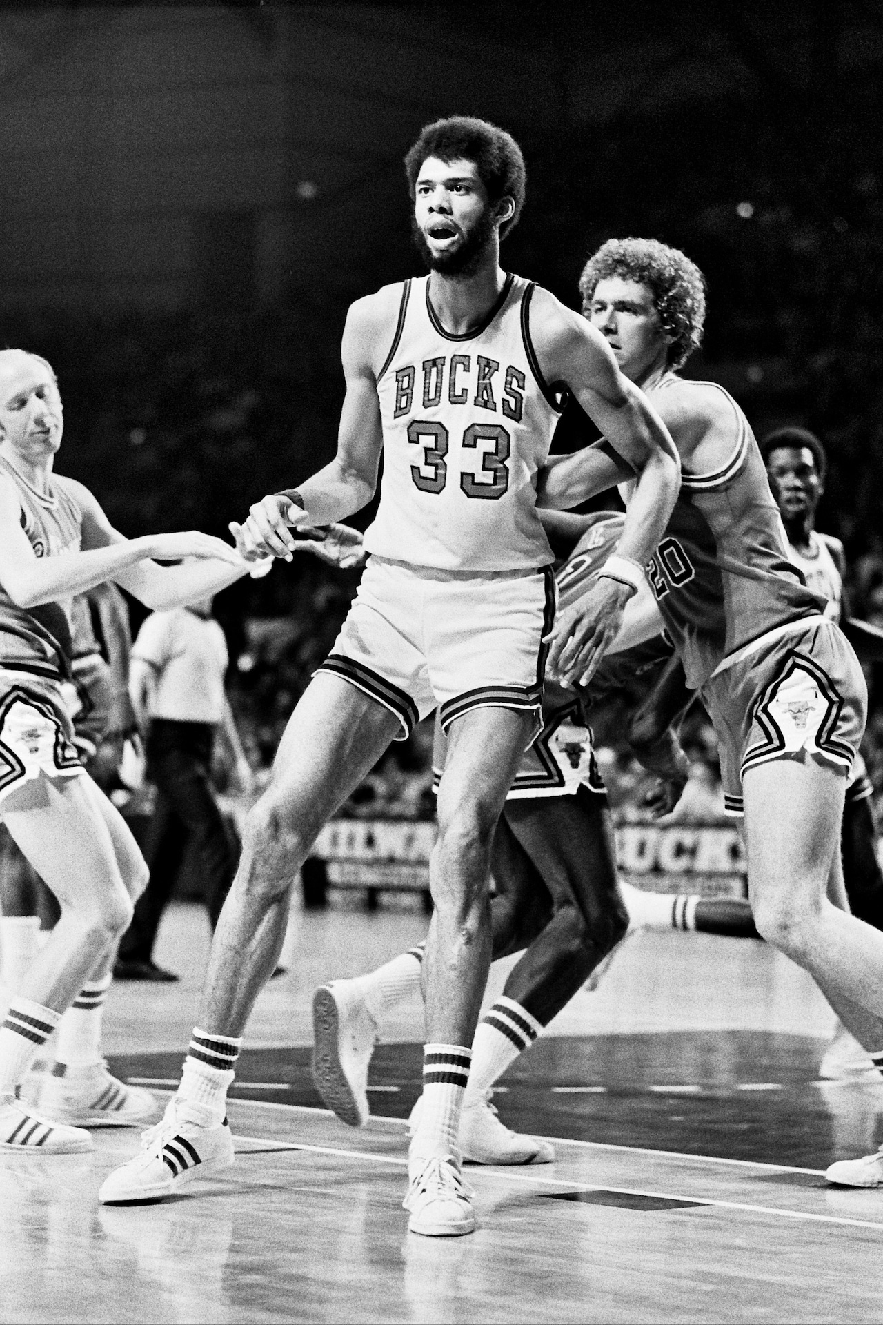 In Photos: Bucks vs Bulls Through the Years | Milwaukee Bucks