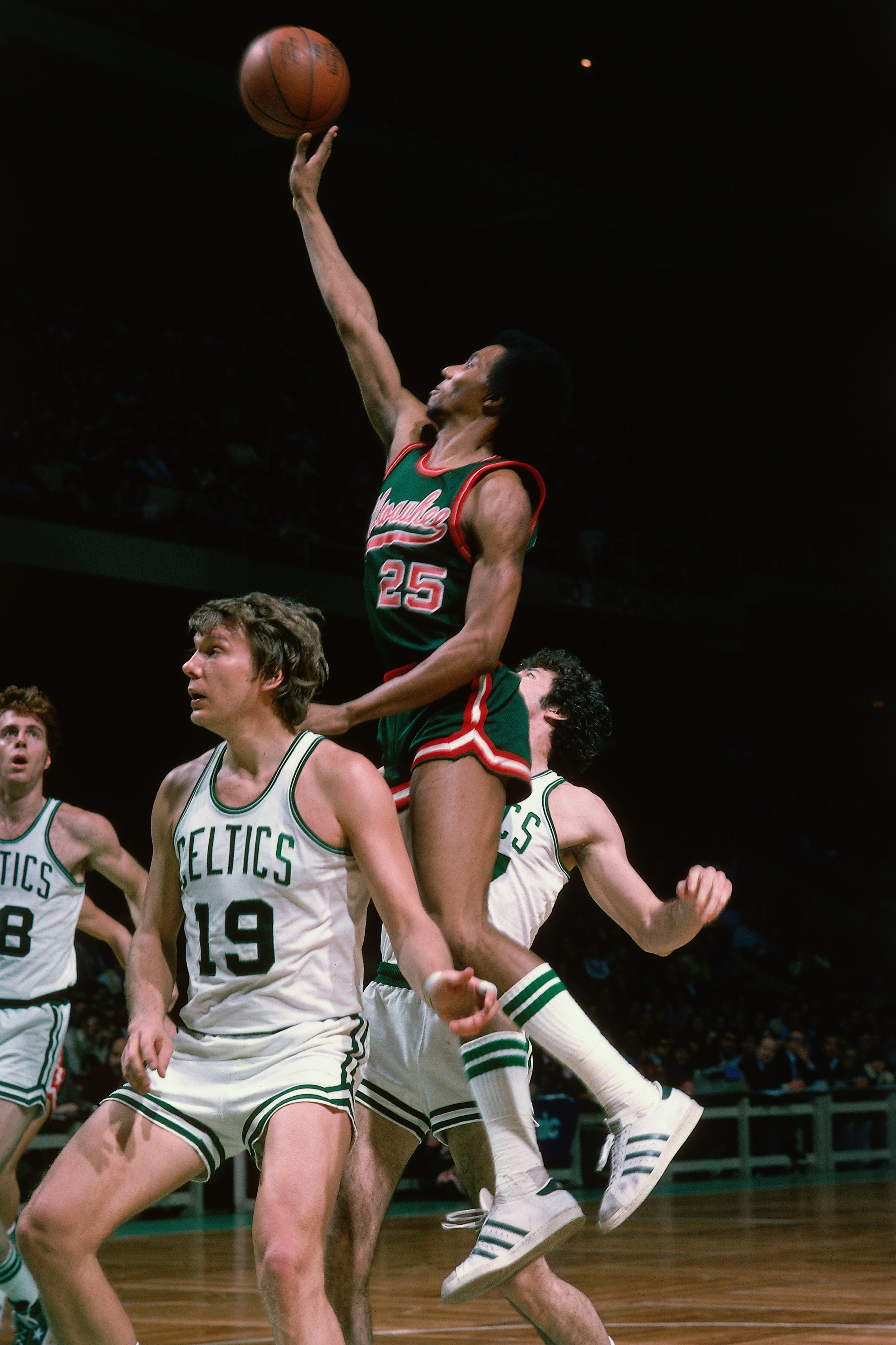 In Photos: Bucks vs Celtics throughout history Photo Gallery | NBA.com