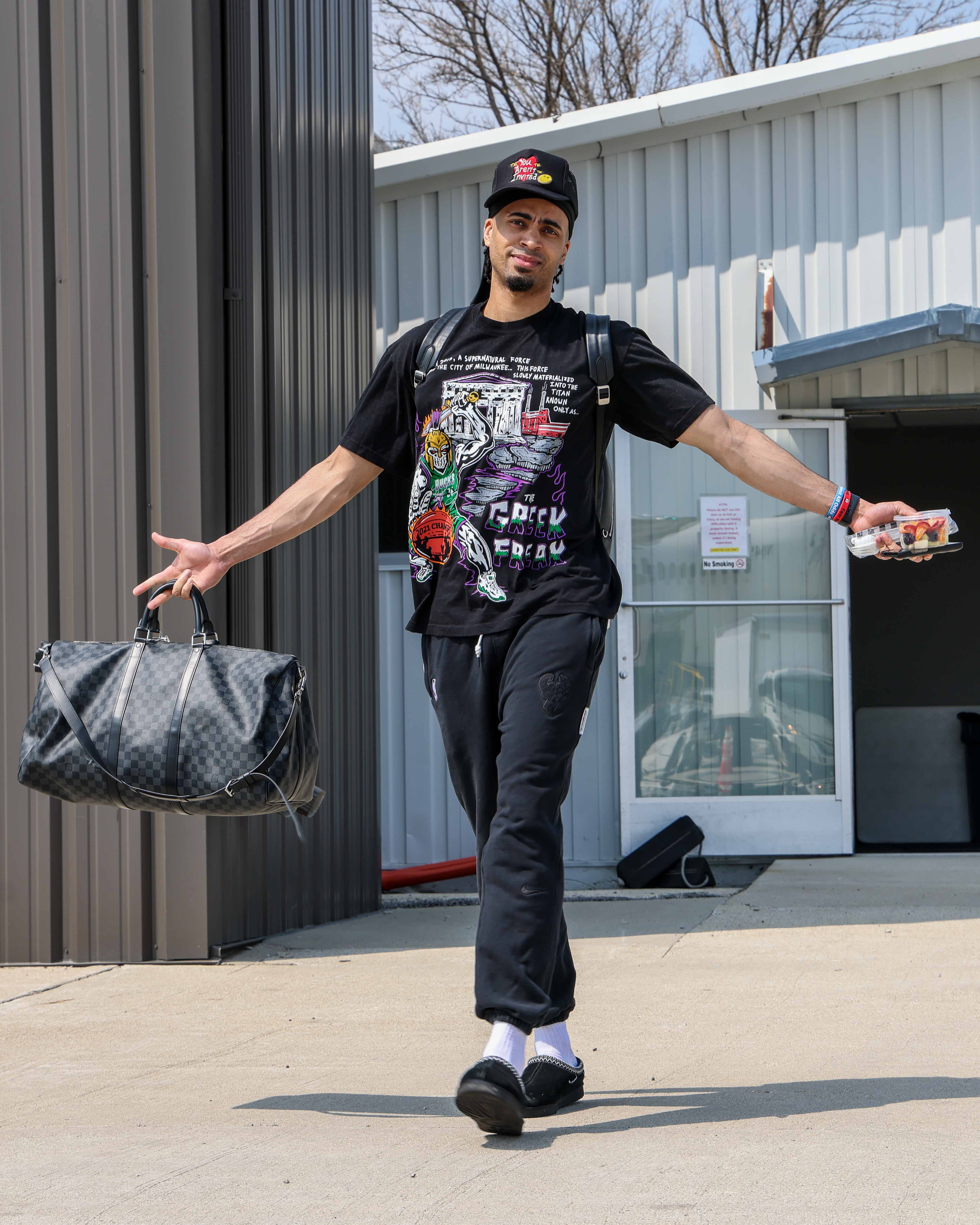 In Photos: Bucks Travel to Boston Ahead of Game 5 Photo Gallery | NBA.com