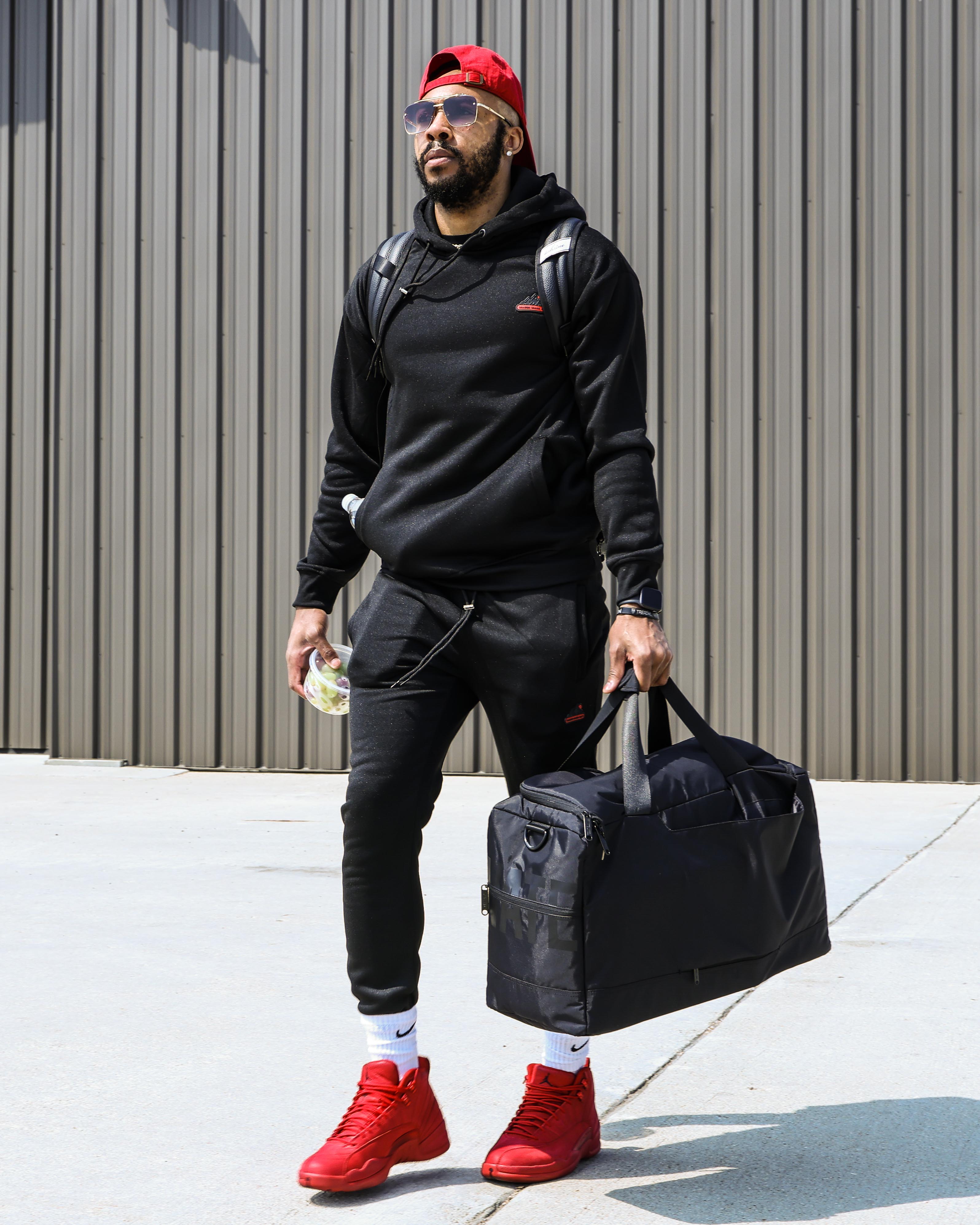 In Photos: Bucks Travel to Boston Ahead of Game 5 Photo Gallery | NBA.com
