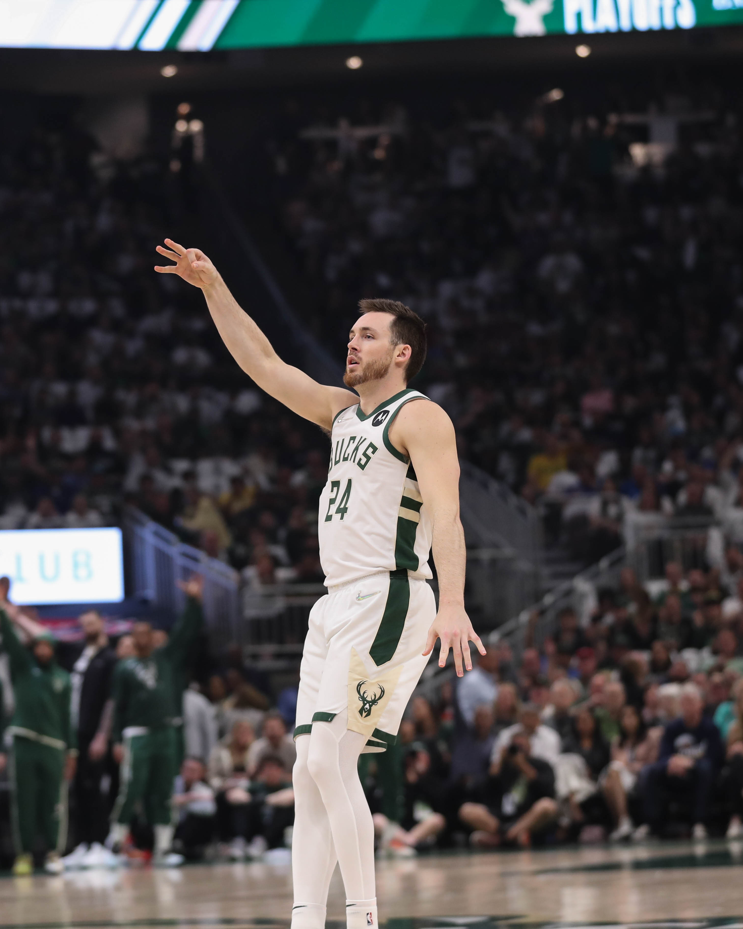 In Photos: Pat Connaughton's season Photo Gallery | NBA.com