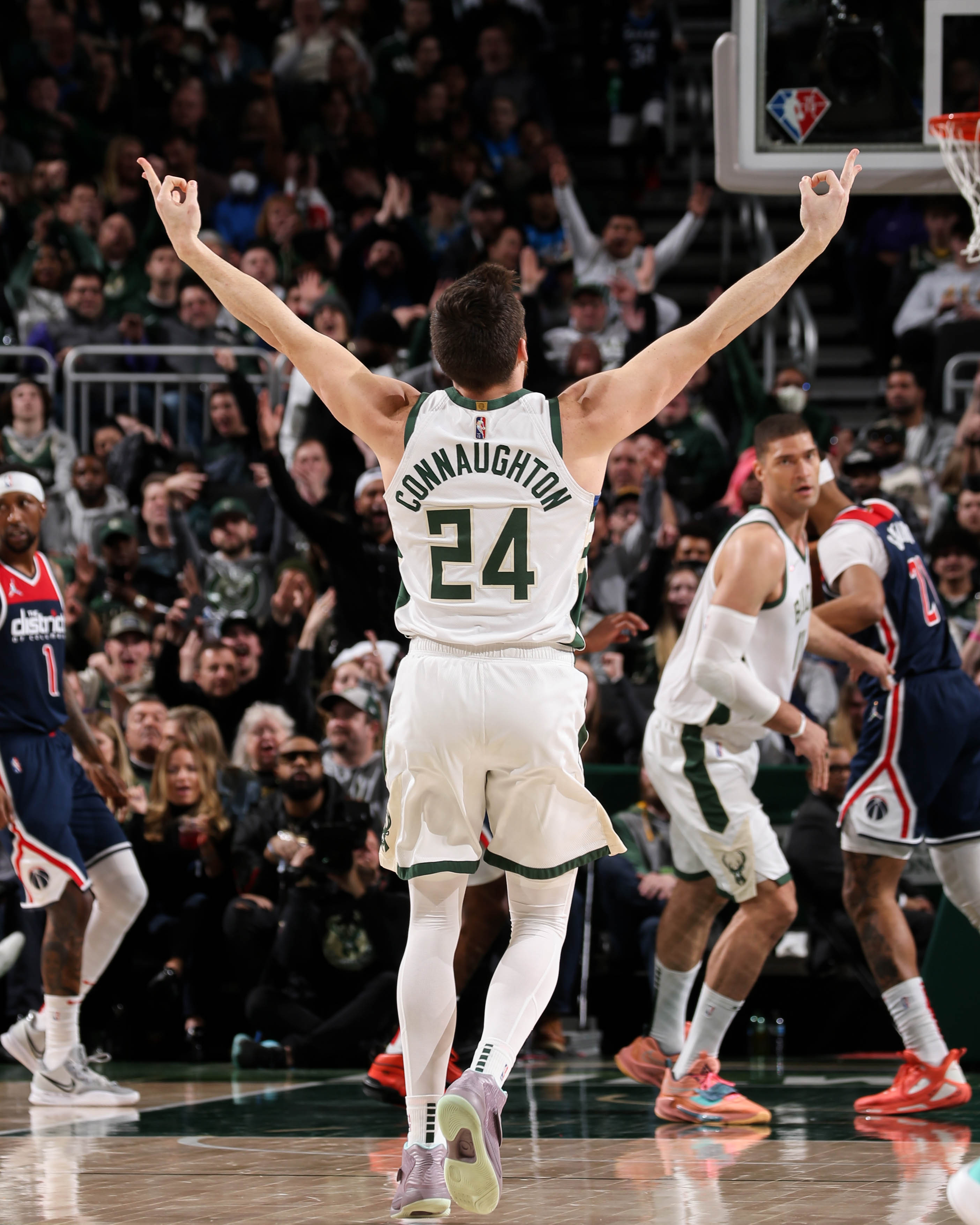In Photos: Pat Connaughton's season Photo Gallery | NBA.com