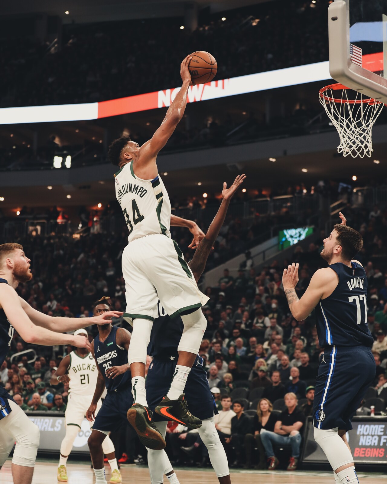In Photos: Best Dunk Photos of the Season | Milwaukee Bucks