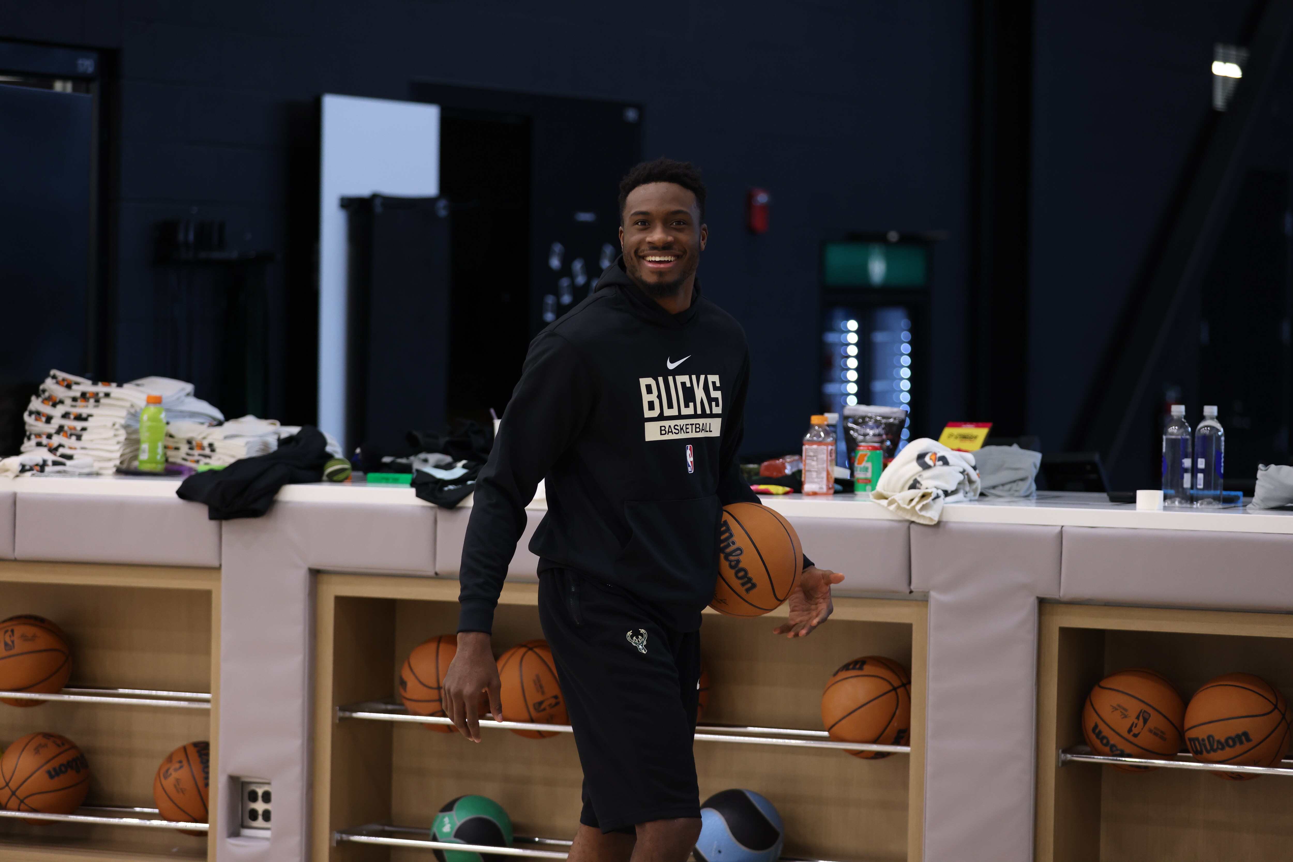 In Photos: Bucks final practices ahead of Opening Night Photo Gallery ...