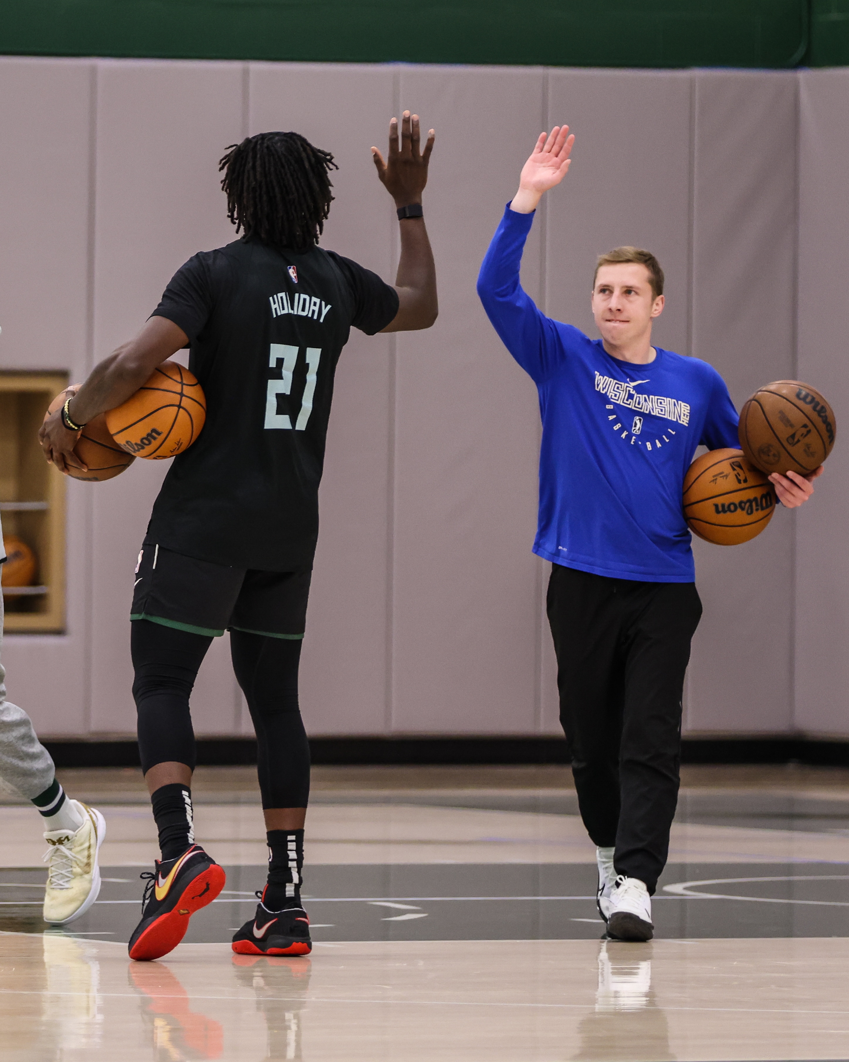 In Photos: Bucks Shootaround Ahead Of Pistons Game Photo Gallery | NBA.com