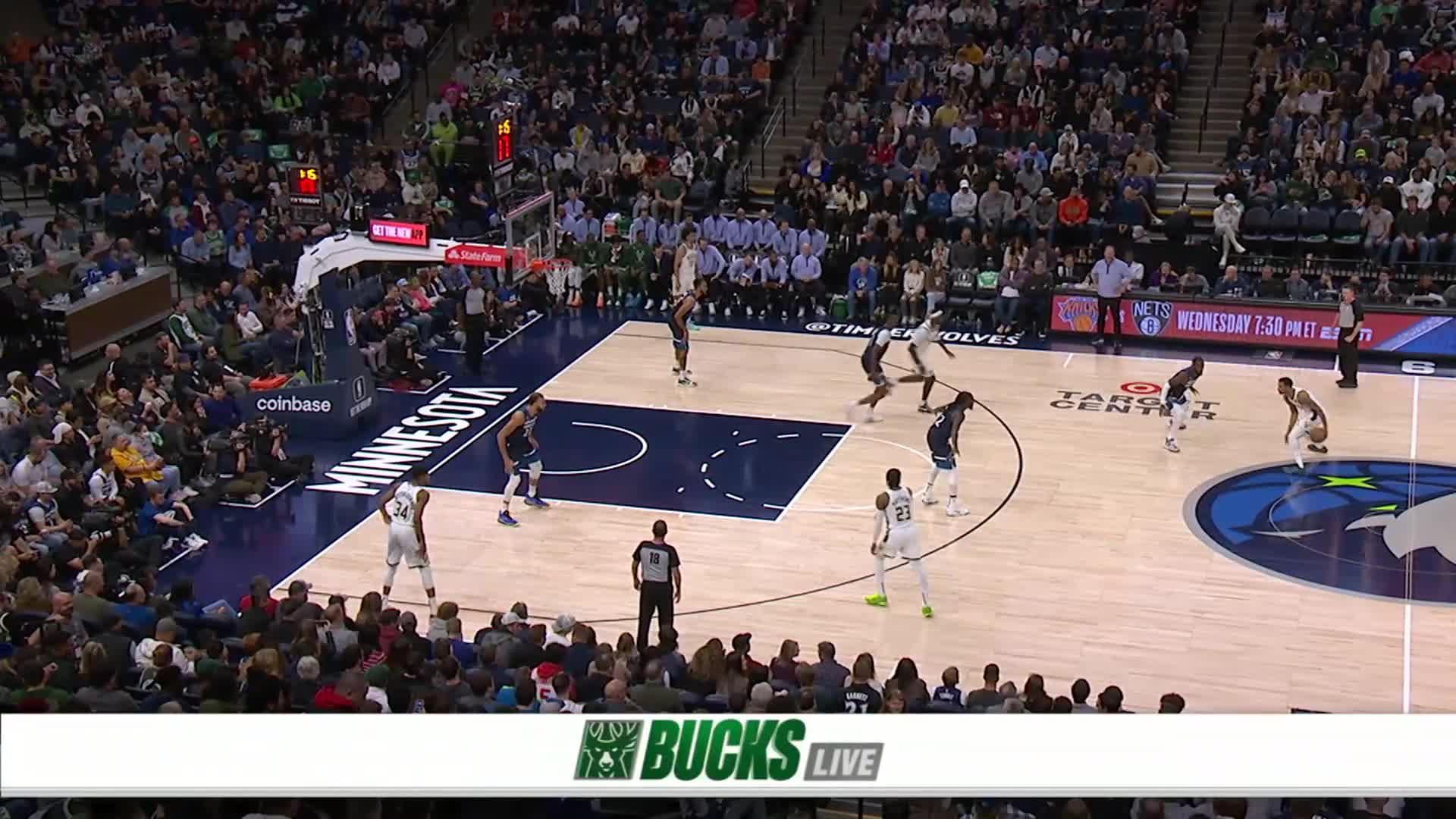 Bobby Getting It Done From All Spots On The Floor