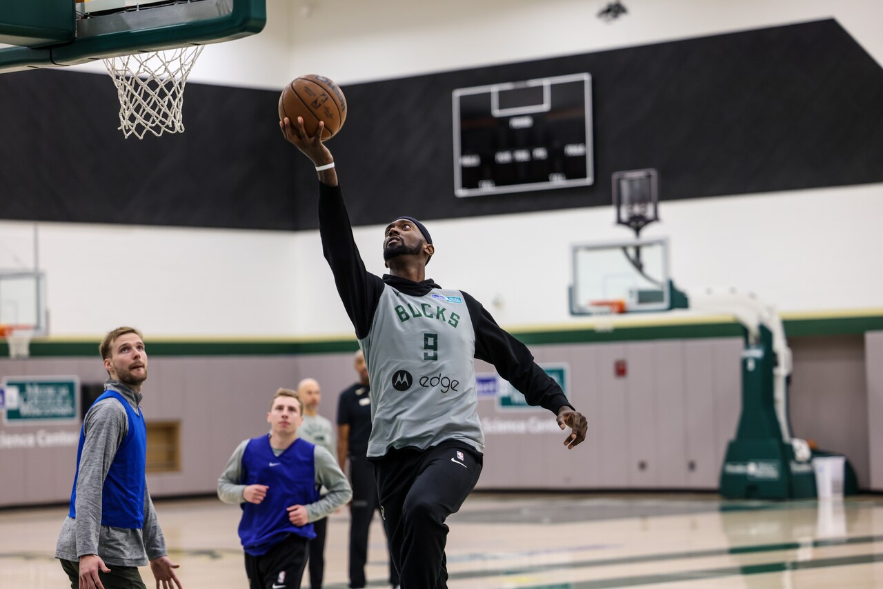 In Photos: Bucks Practice Ahead Of Cavs Matchup | Milwaukee Bucks