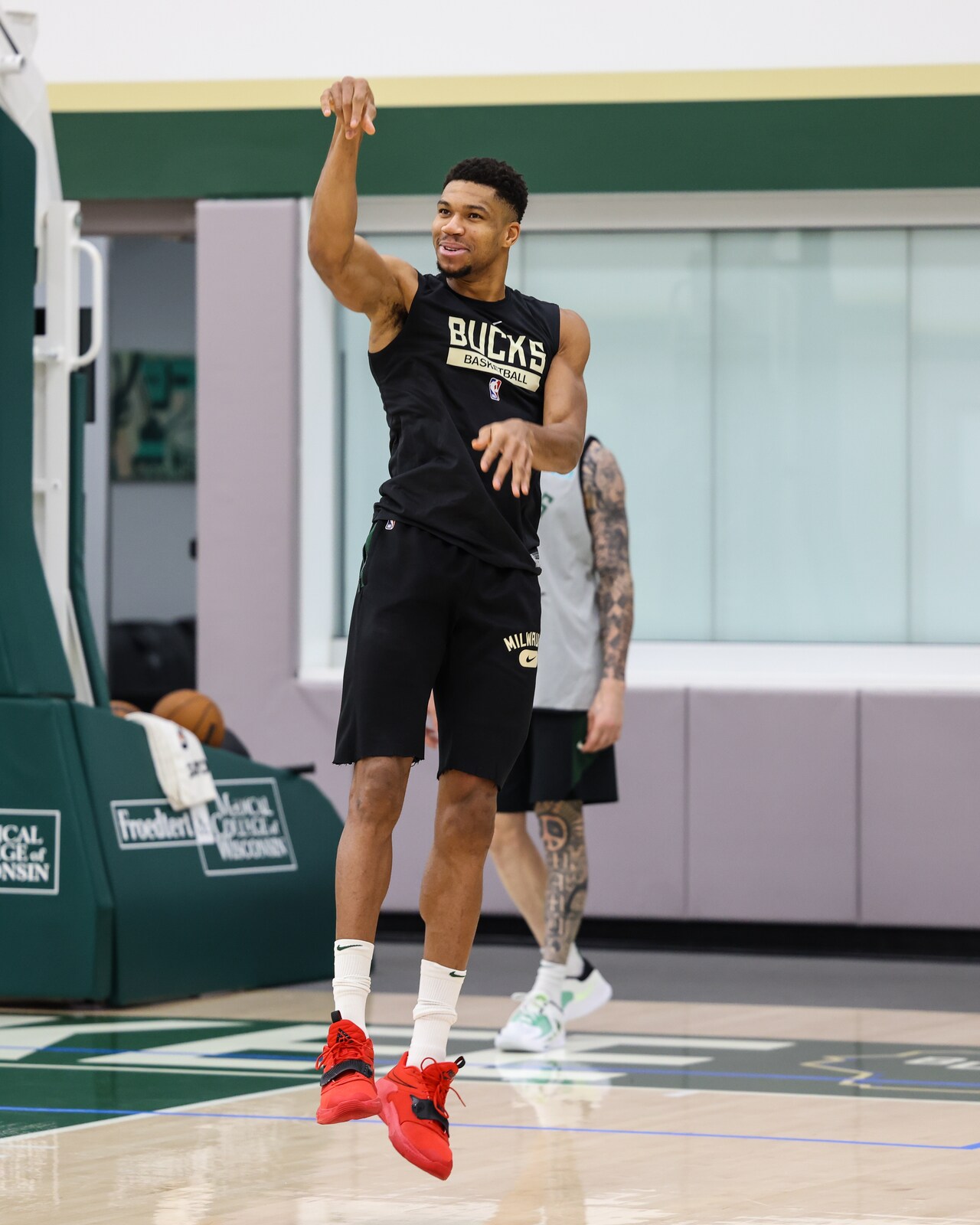 In Photos: Bucks Shootaround Ahead Of Game Against The Kings ...