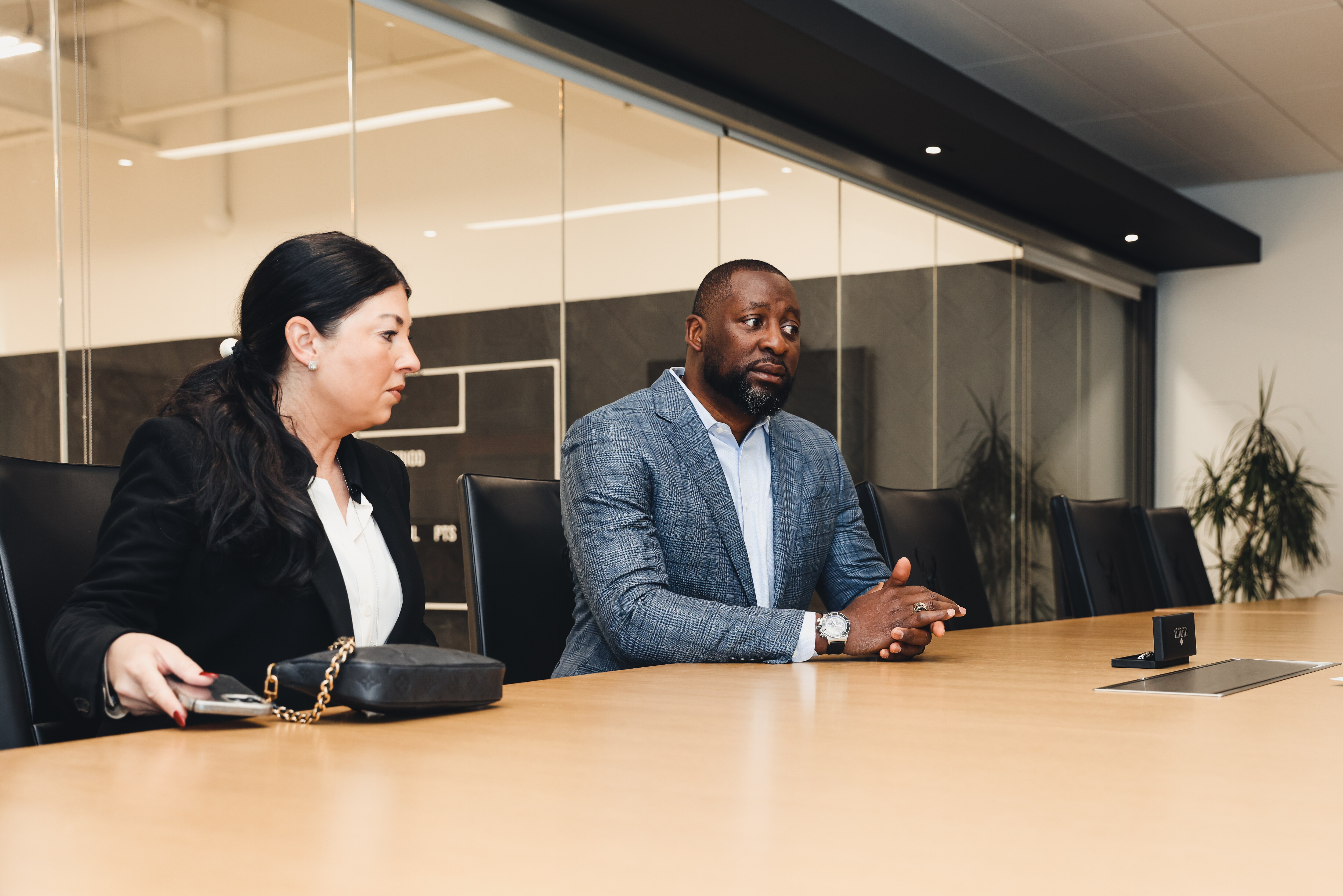 In Photos: Adrian Griffin Signs Contract With Bucks Photo Gallery | NBA.com