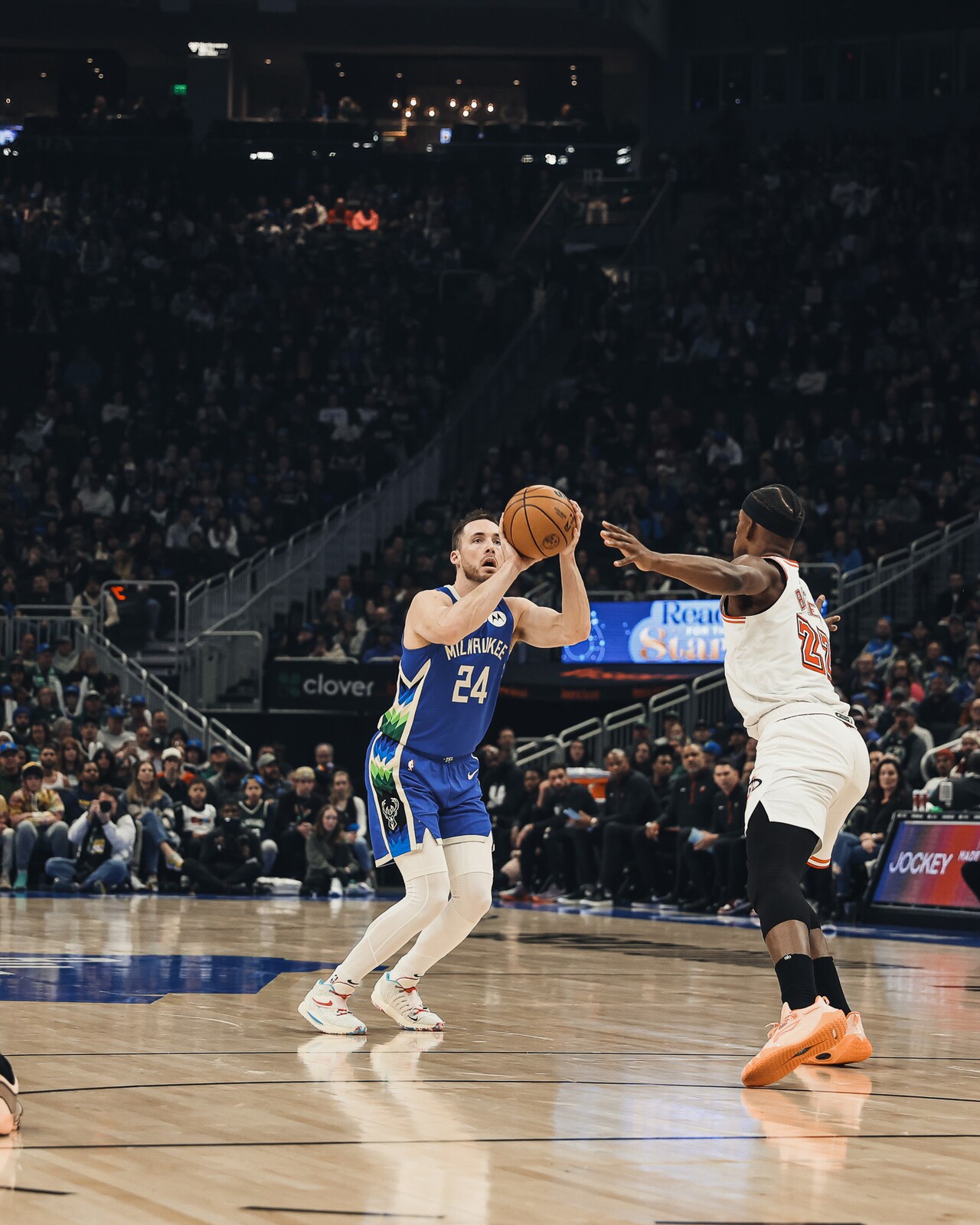 In Photos: Pat Connaughton's 22-23 Season | Milwaukee Bucks