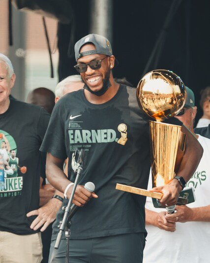 In Photos: The 2021 Championship Parade Photo Gallery | NBA.com