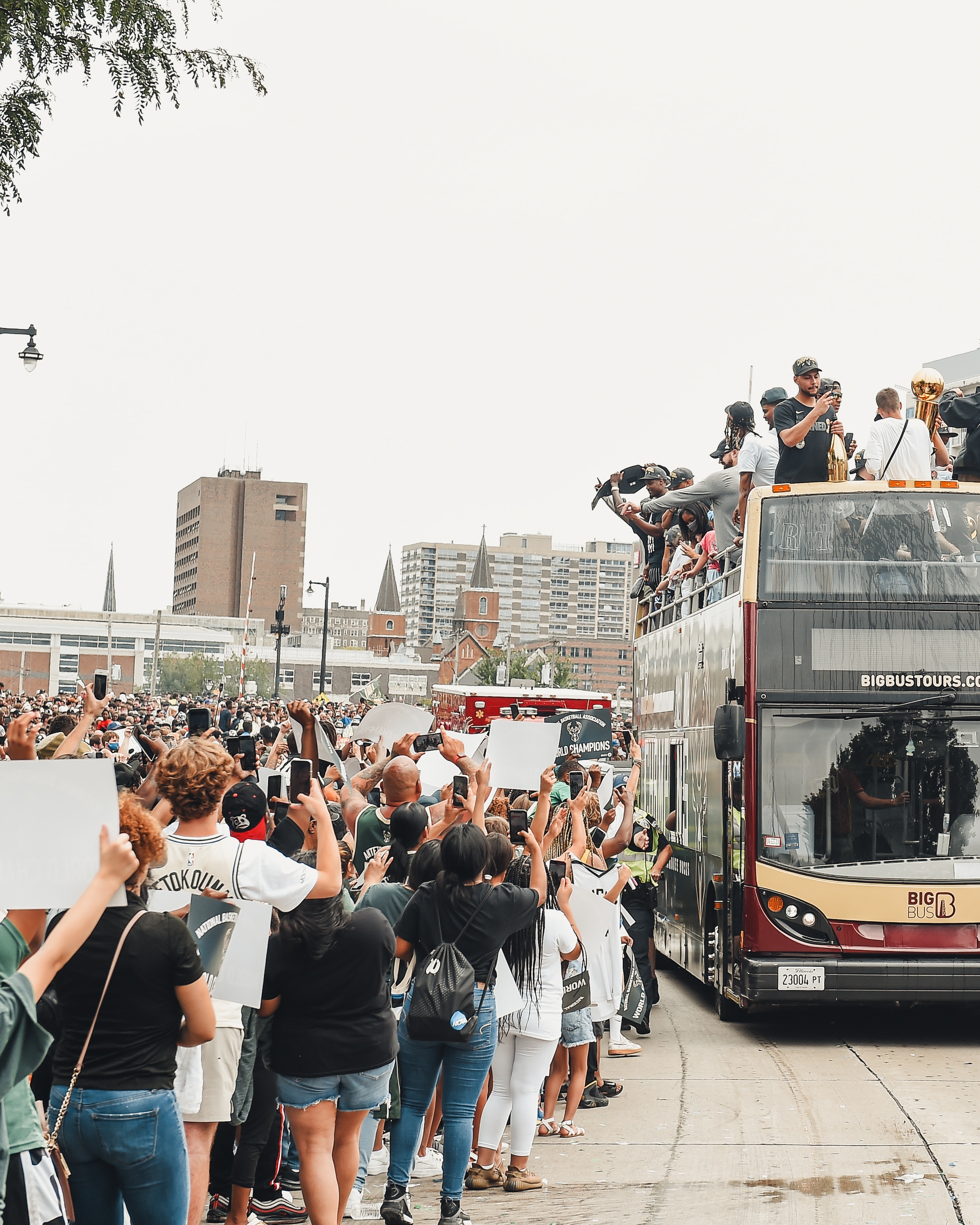 In Photos: The 2021 Championship Parade Photo Gallery | NBA.com