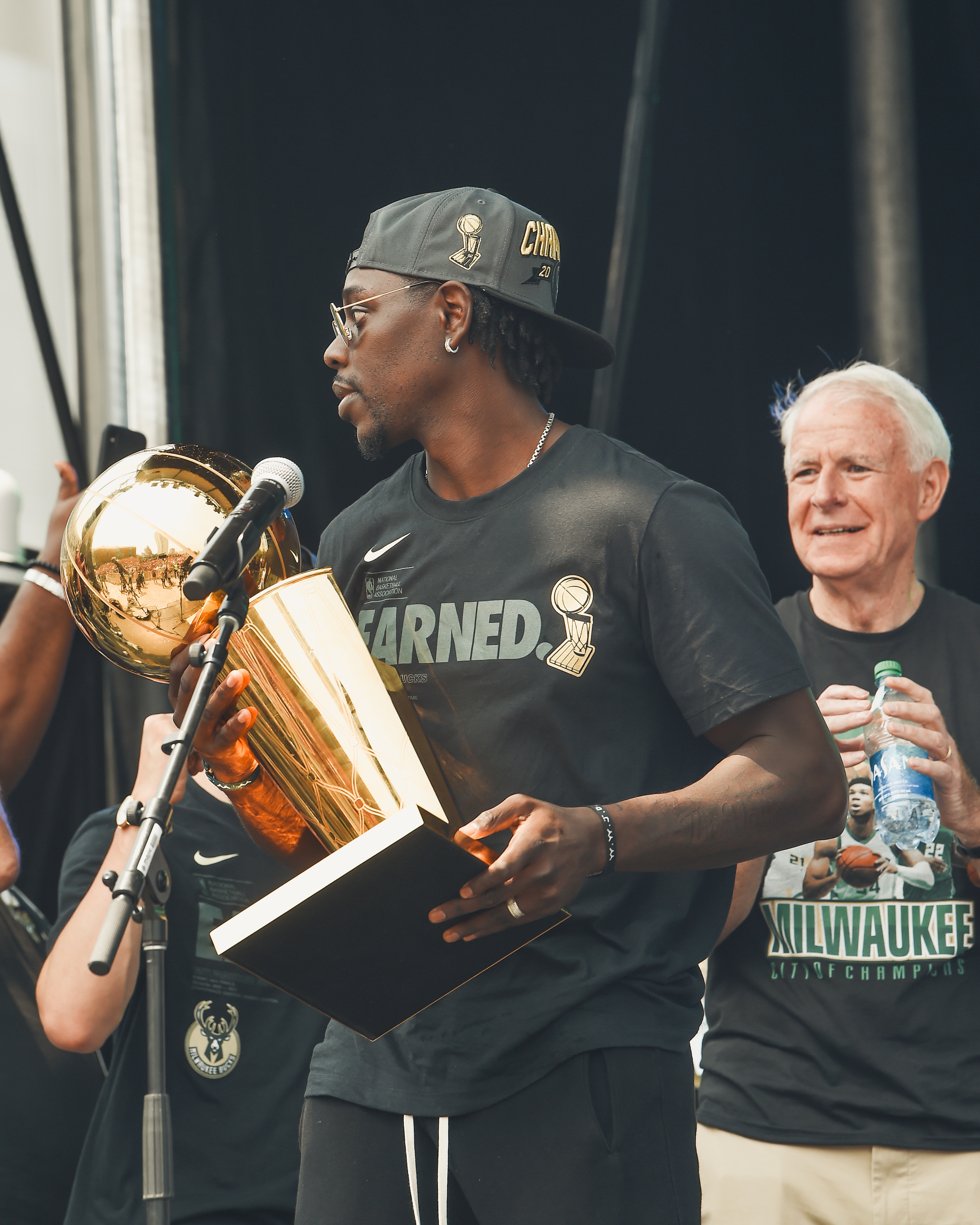 In Photos: The 2021 Championship Parade Photo Gallery | NBA.com