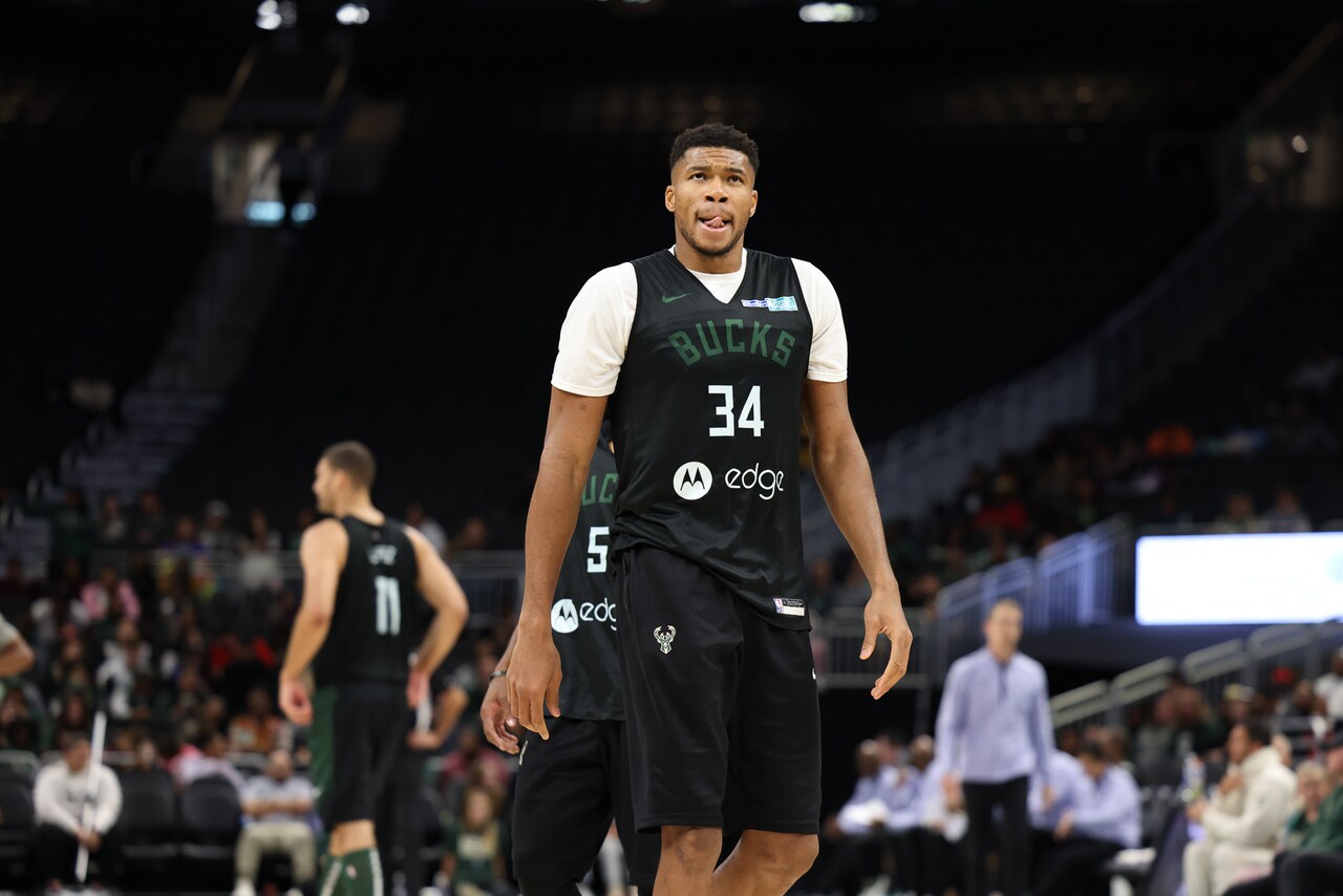 In Photos: Bucks 2022 Open Scrimmage | Milwaukee Bucks