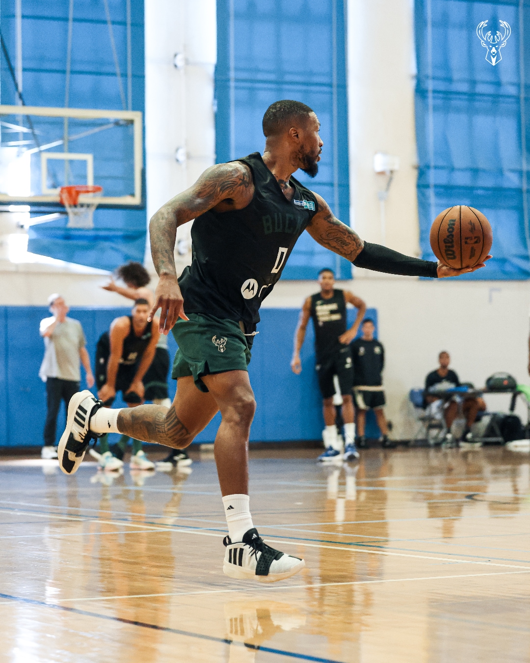 In Photos: Bucks practice in Los Angeles | Milwaukee Bucks