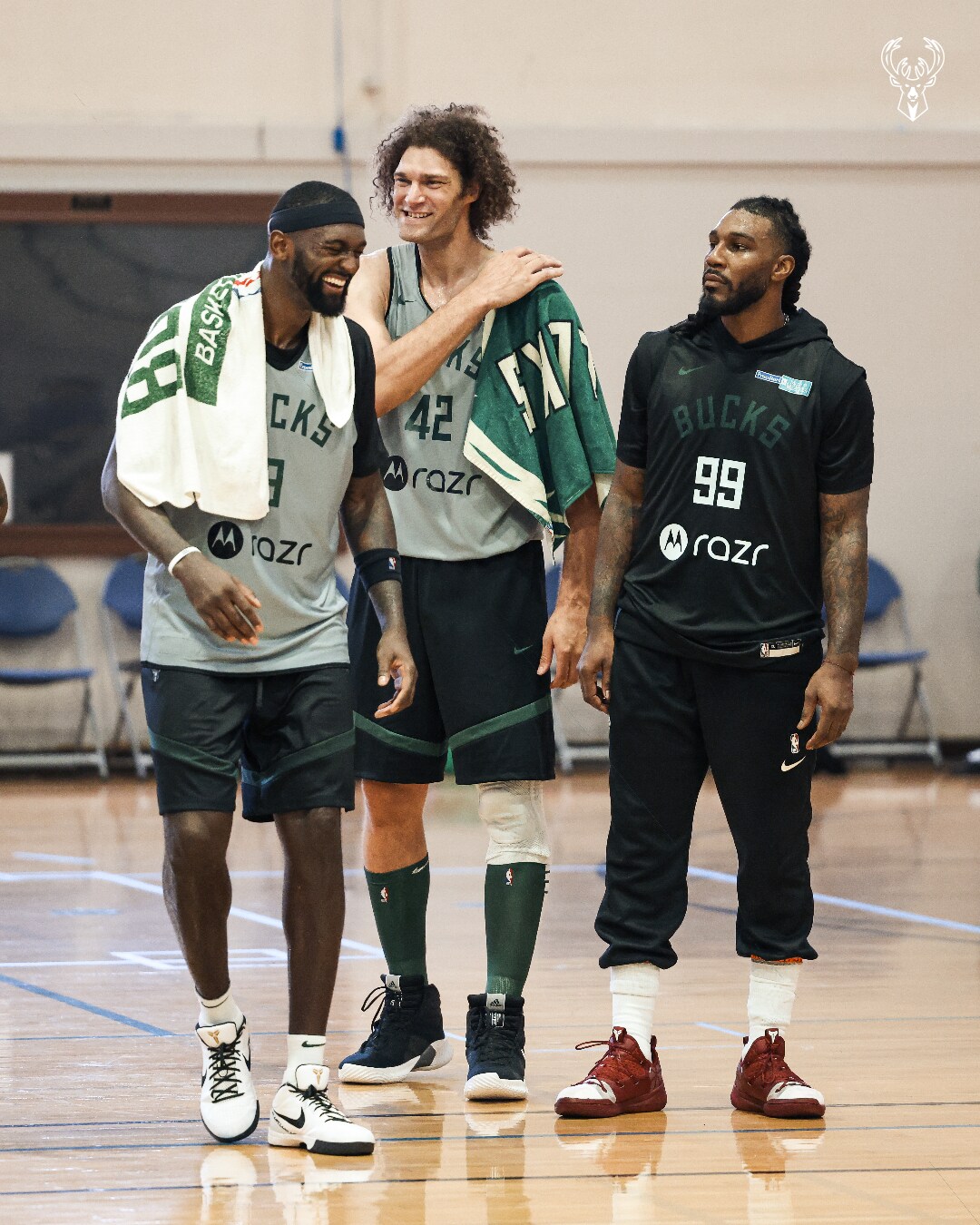 In Photos: Bucks practice in Los Angeles | Milwaukee Bucks