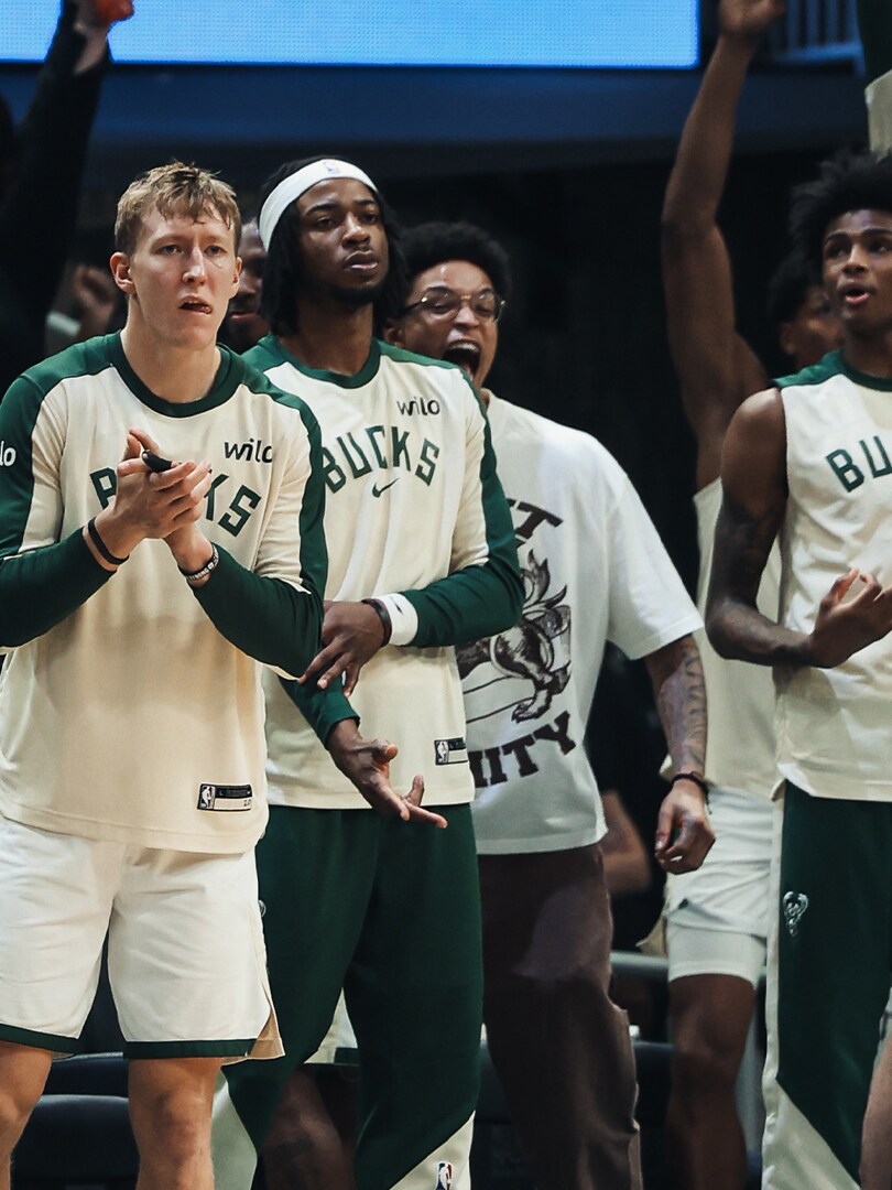 | Milwaukee Bucks