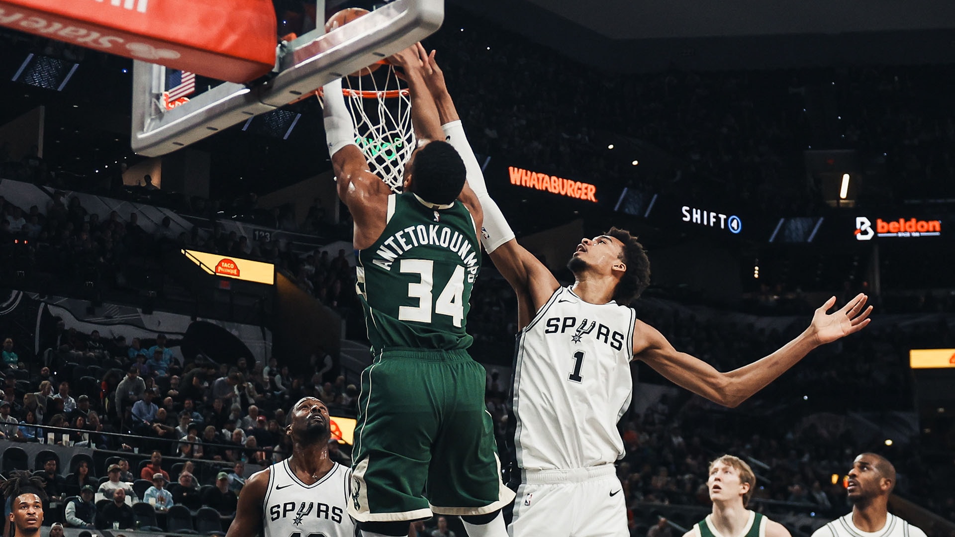 Giannis Antetokounmpo | Forward | Milwaukee Bucks | NBA.com