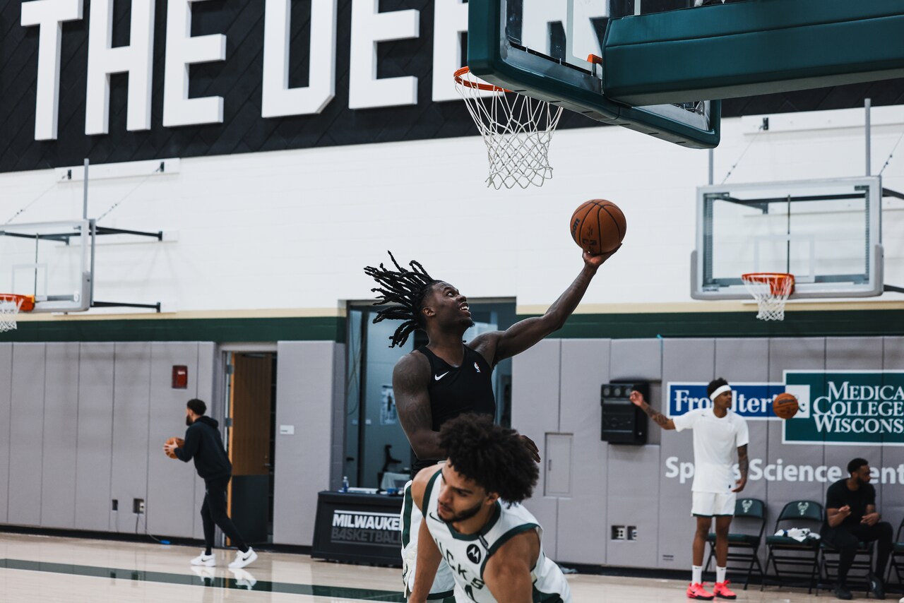 In Photos: Bucks shootaround and team photo day in Milwaukee | 4.1.25 ...