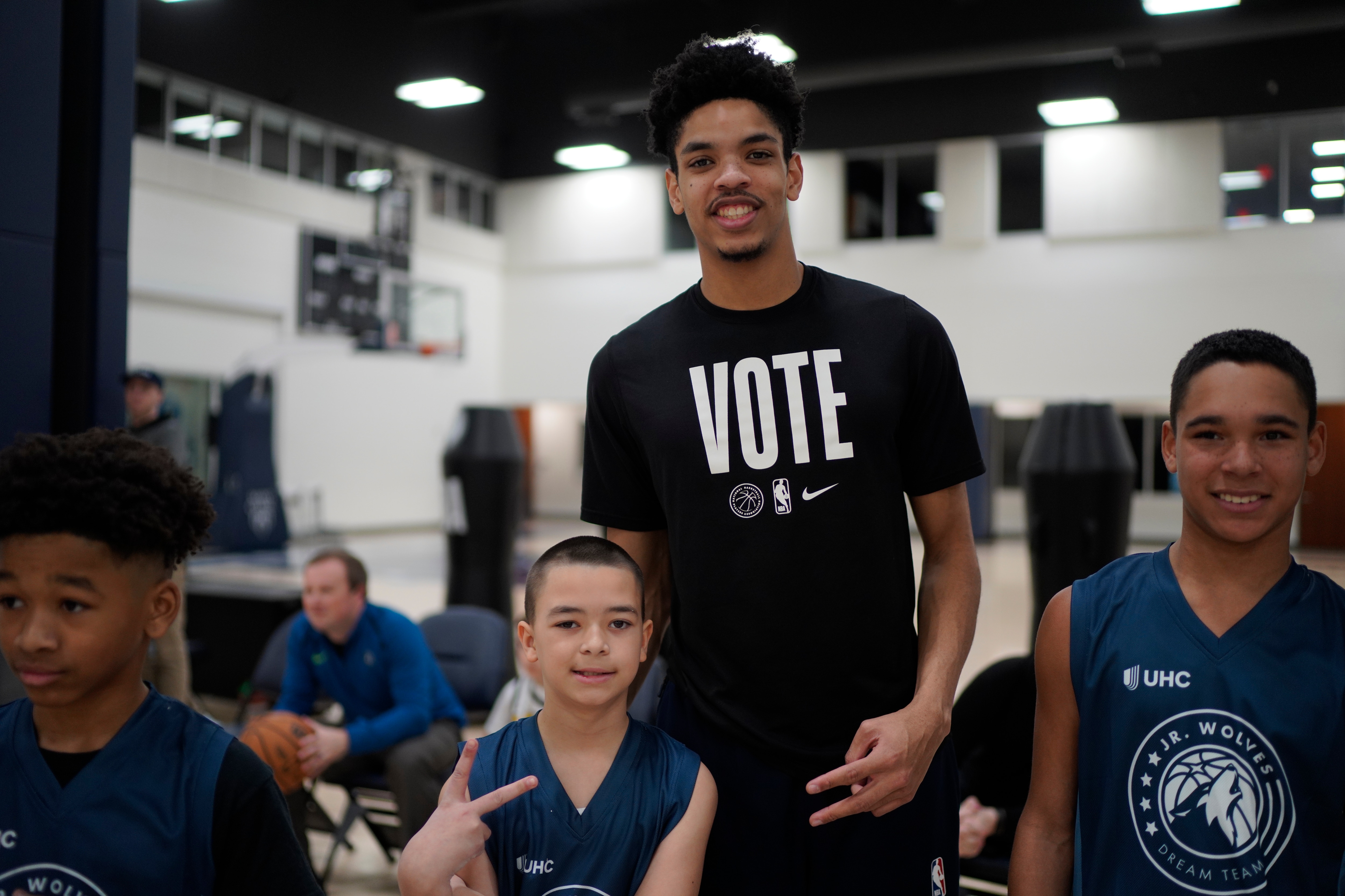 Wolves Pics: 2022-23 Jr. Wolves Dream Team Photo Gallery | NBA.com