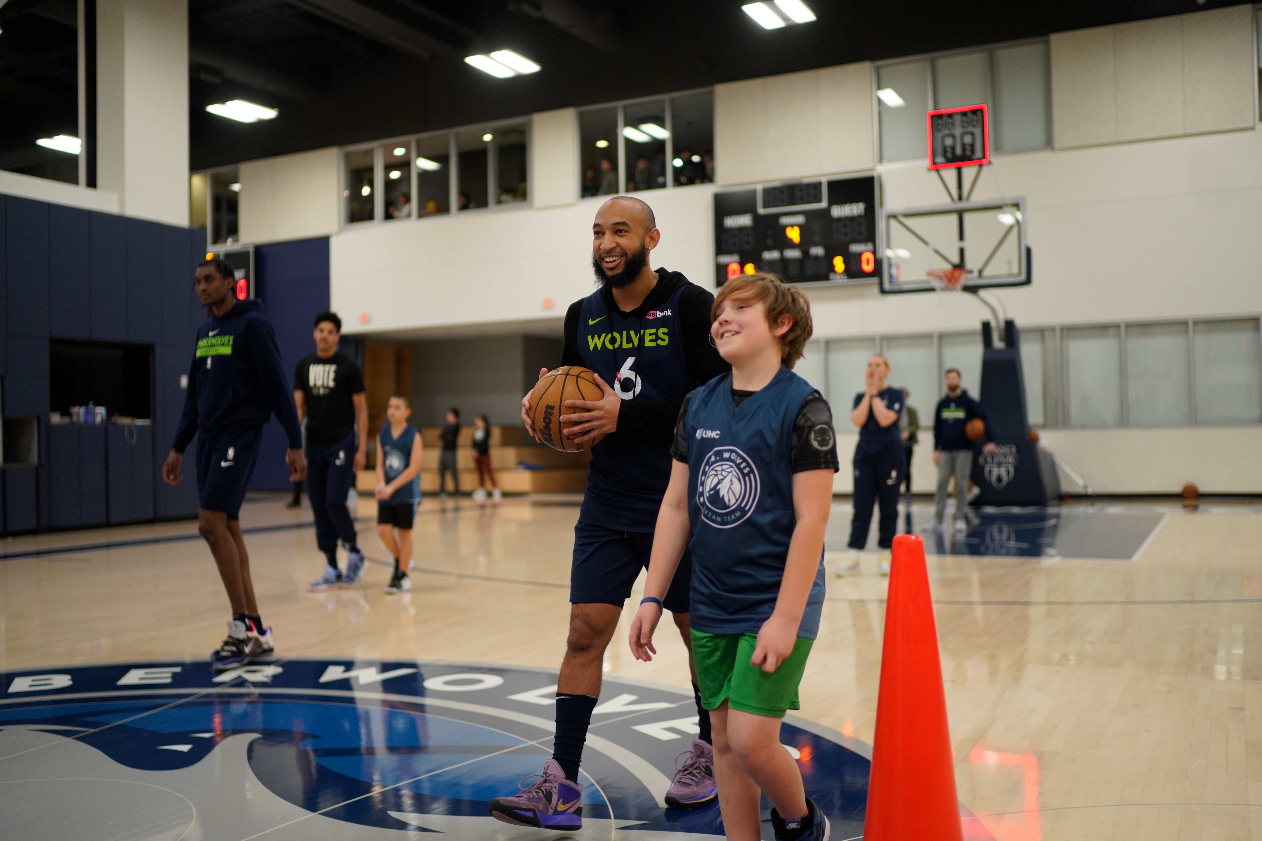 Wolves Pics: 2022-23 Jr. Wolves Dream Team Photo Gallery | NBA.com