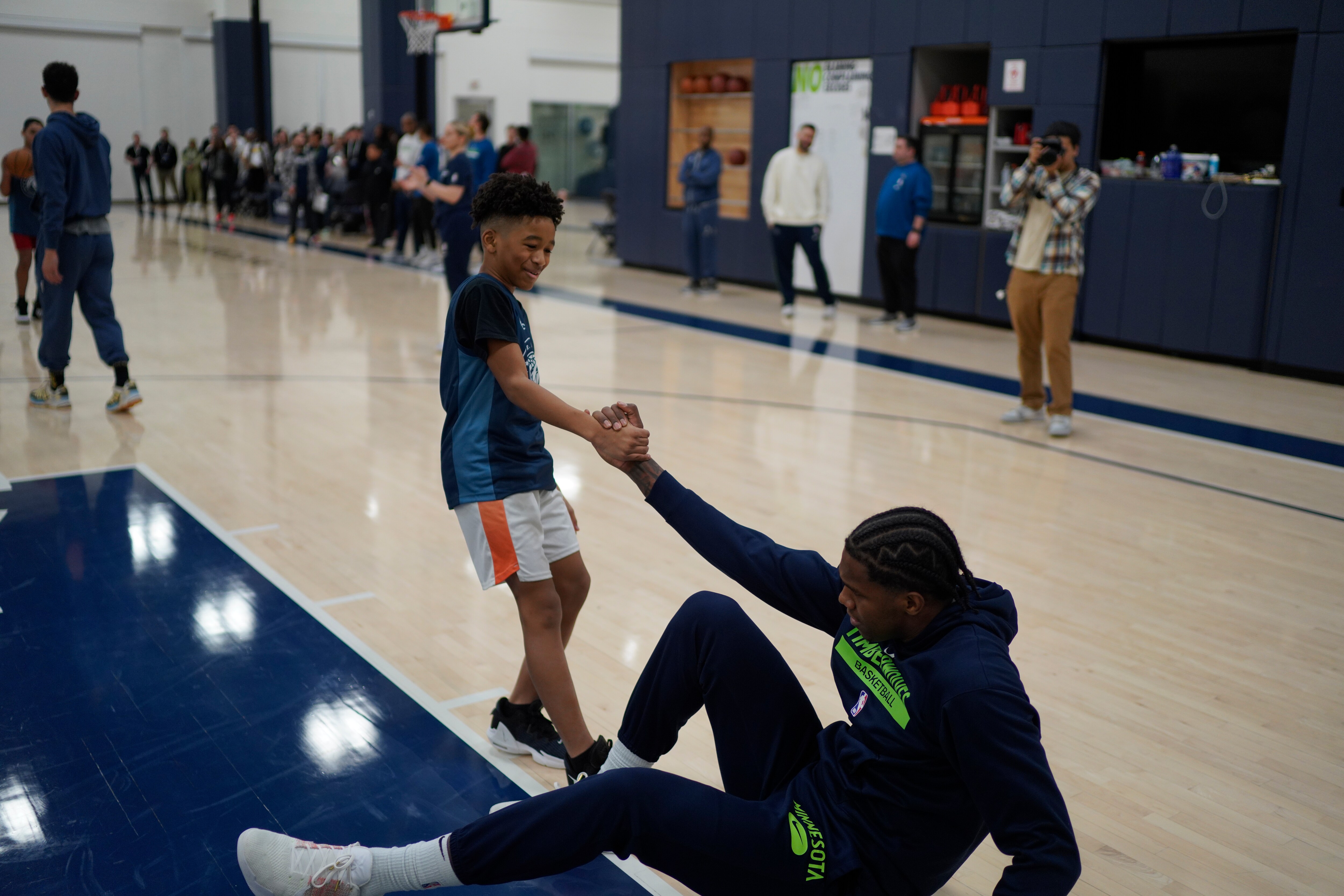 Wolves Pics: 2022-23 Jr. Wolves Dream Team Photo Gallery | NBA.com