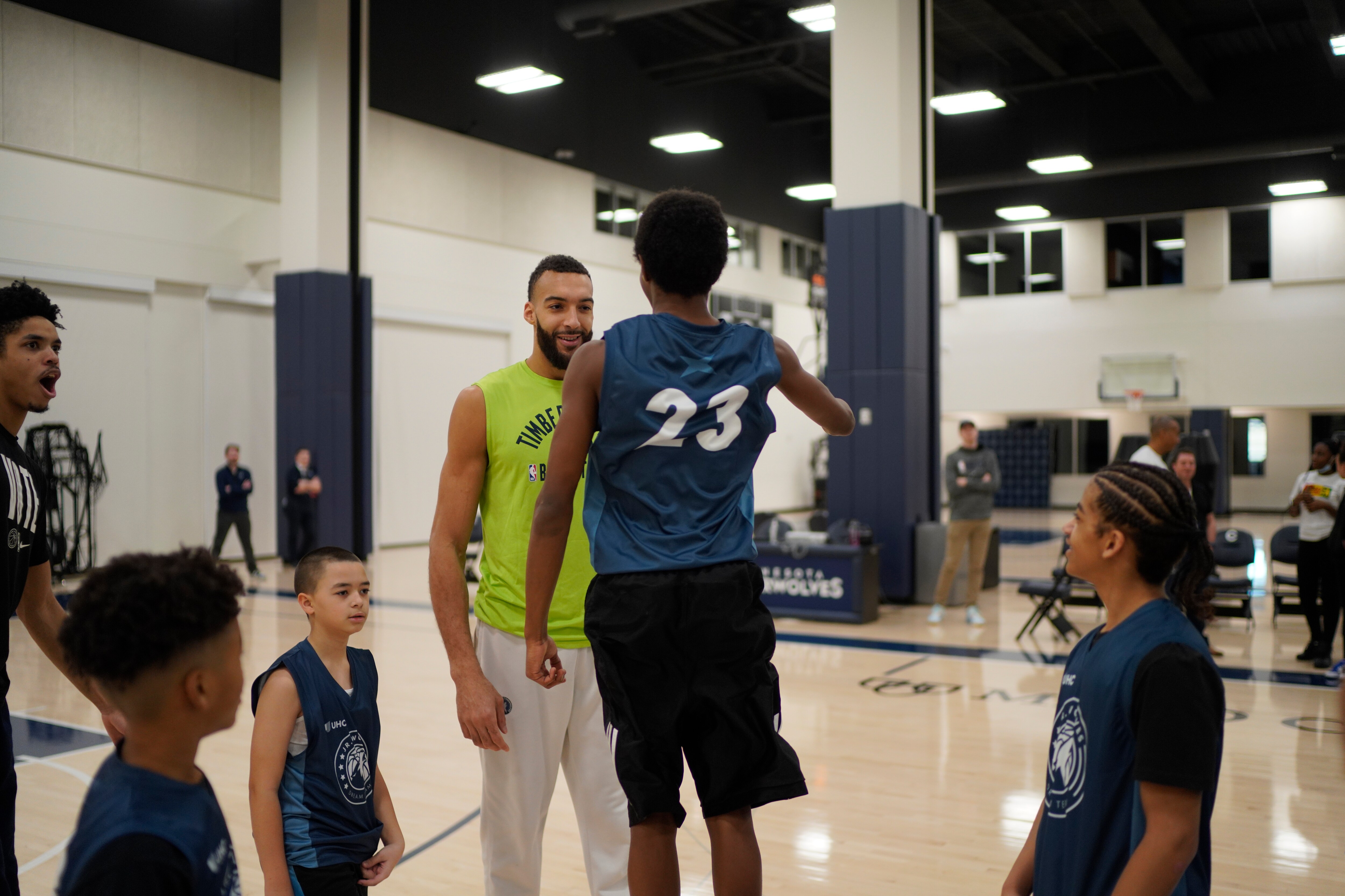 Wolves Pics: 2022-23 Jr. Wolves Dream Team Photo Gallery | NBA.com