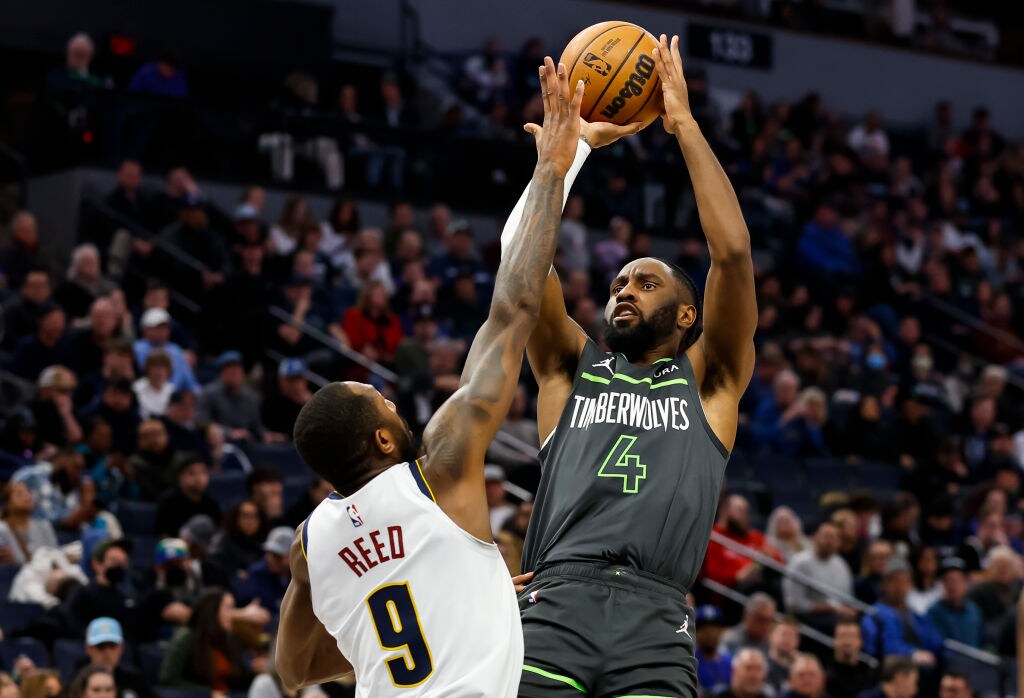 Wolves Pics: Victory vs. Nuggets Photo Gallery | NBA.com