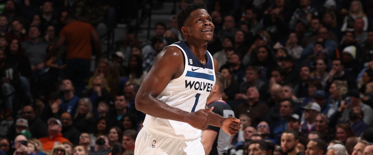 How to watch Wolves vs. Hawks on March 13: TV channel, game time ...