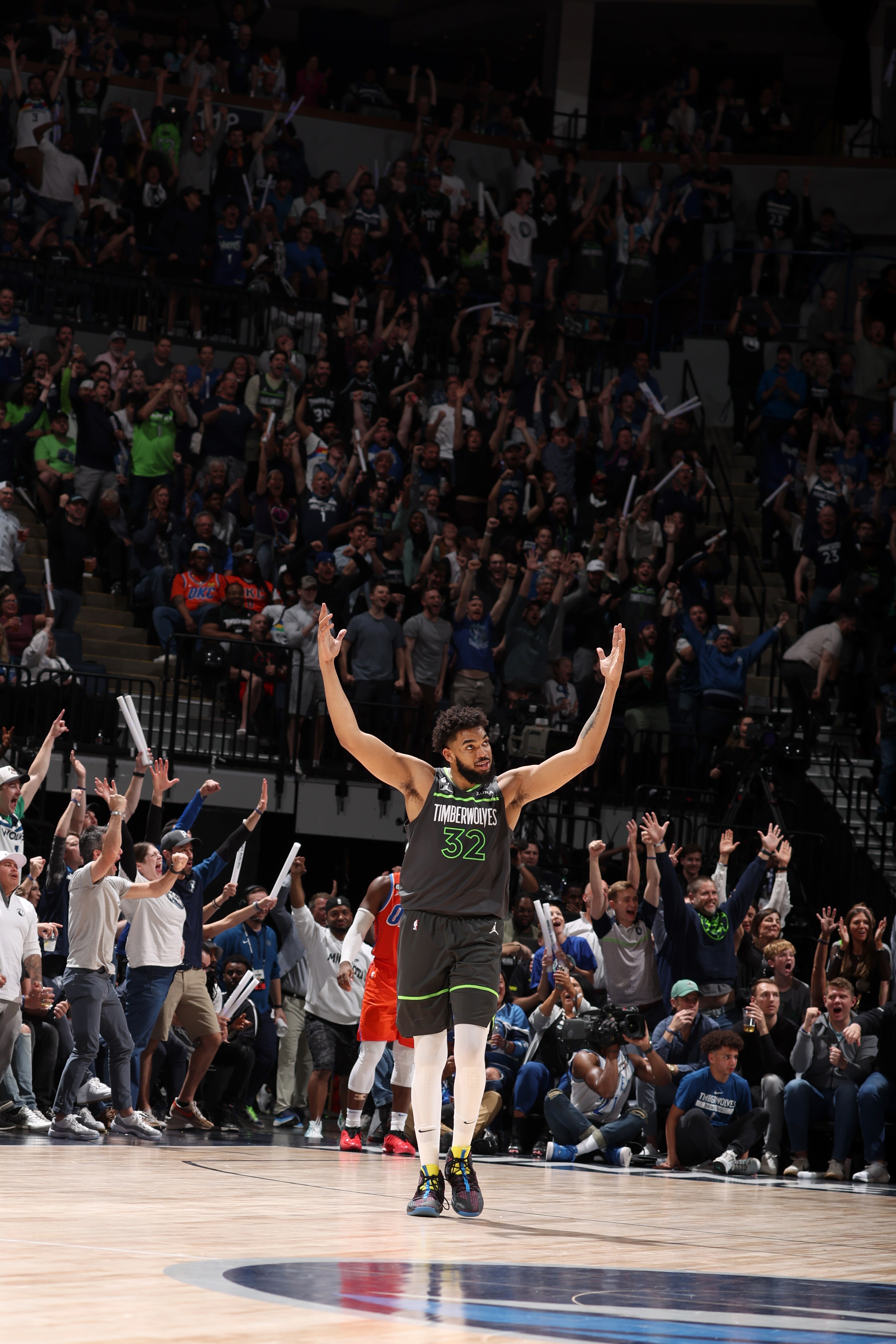 Wolves Pics: Wolves Victory Over Thunder | 04.14.23 Photo Gallery | NBA.com