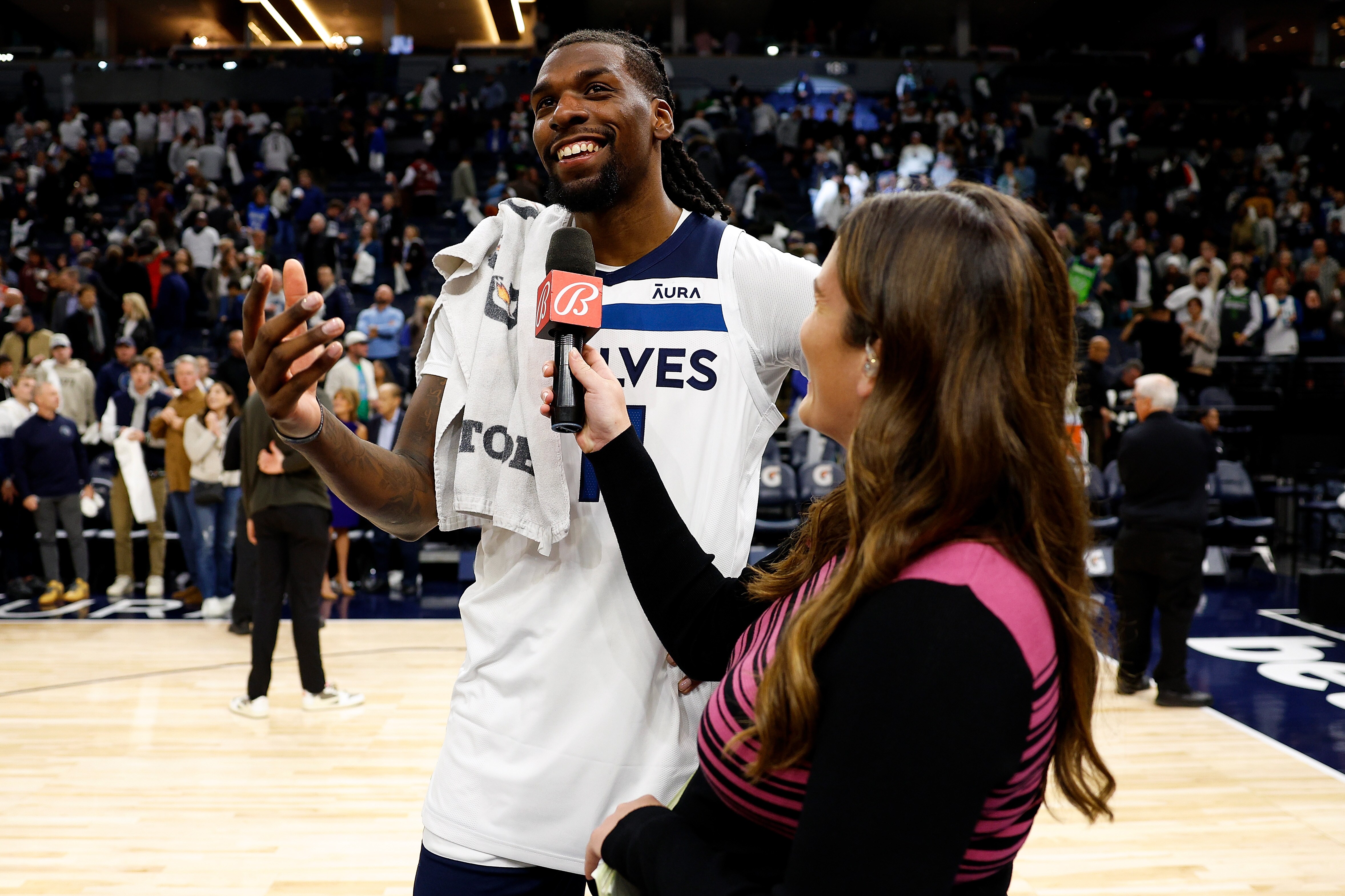 Wolves Pics: Wolves Defeat Heat in Home Opener | 10.28.23 Photo Gallery ...