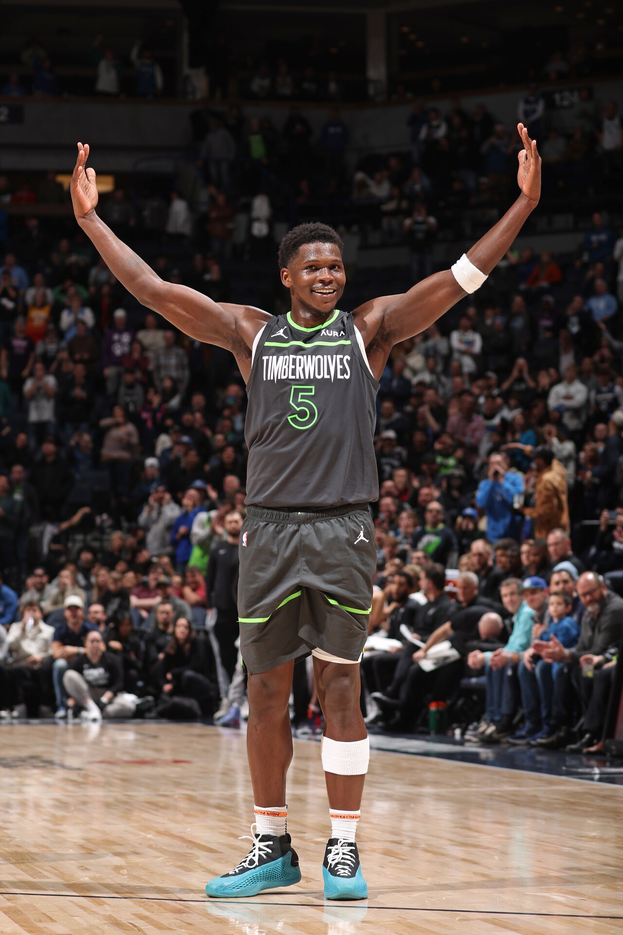 Wolves Pics: Wolves Take Down Spurs | 12.06.23 | Minnesota Timberwolves