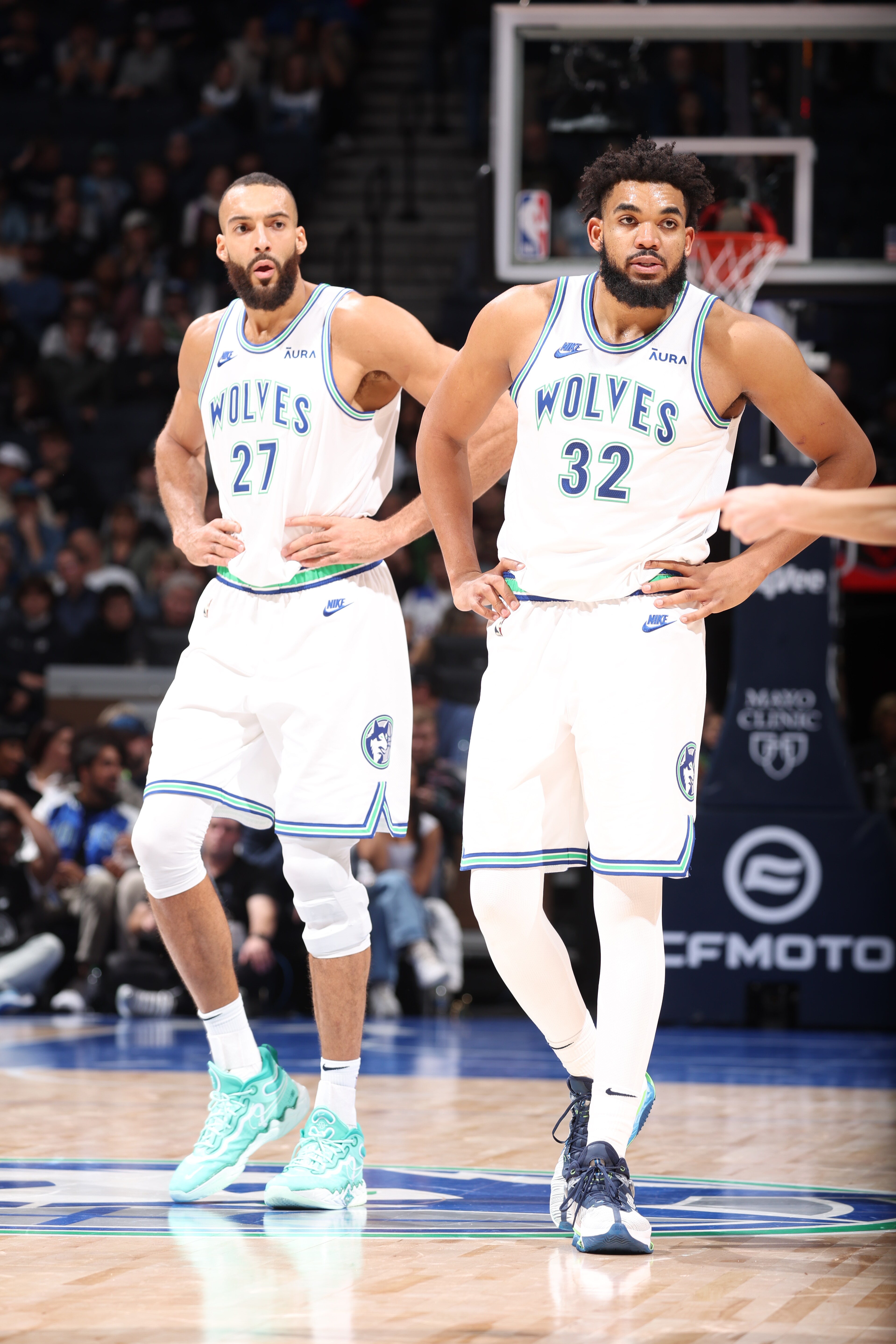 Wolves Pics: Wolves Fall To Pelicans, 117-106 Photo Gallery | NBA.com