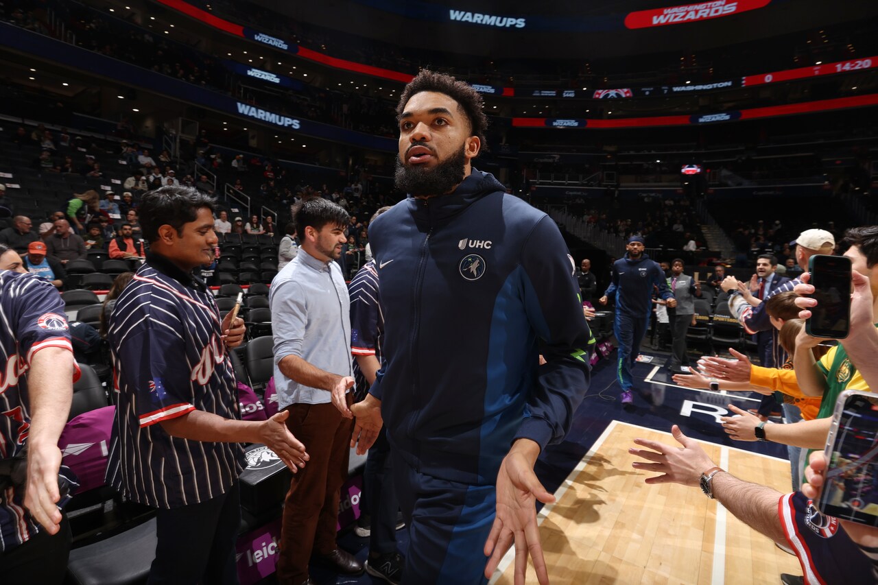 Wolves Pics: Wolves Defeat Wizards, 118-107 | 01.24.24 Photo Gallery | NBA.com