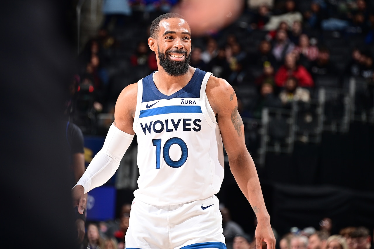 Wolves Pics: Mike Conley 23-24 Season Photos | Minnesota Timberwolves