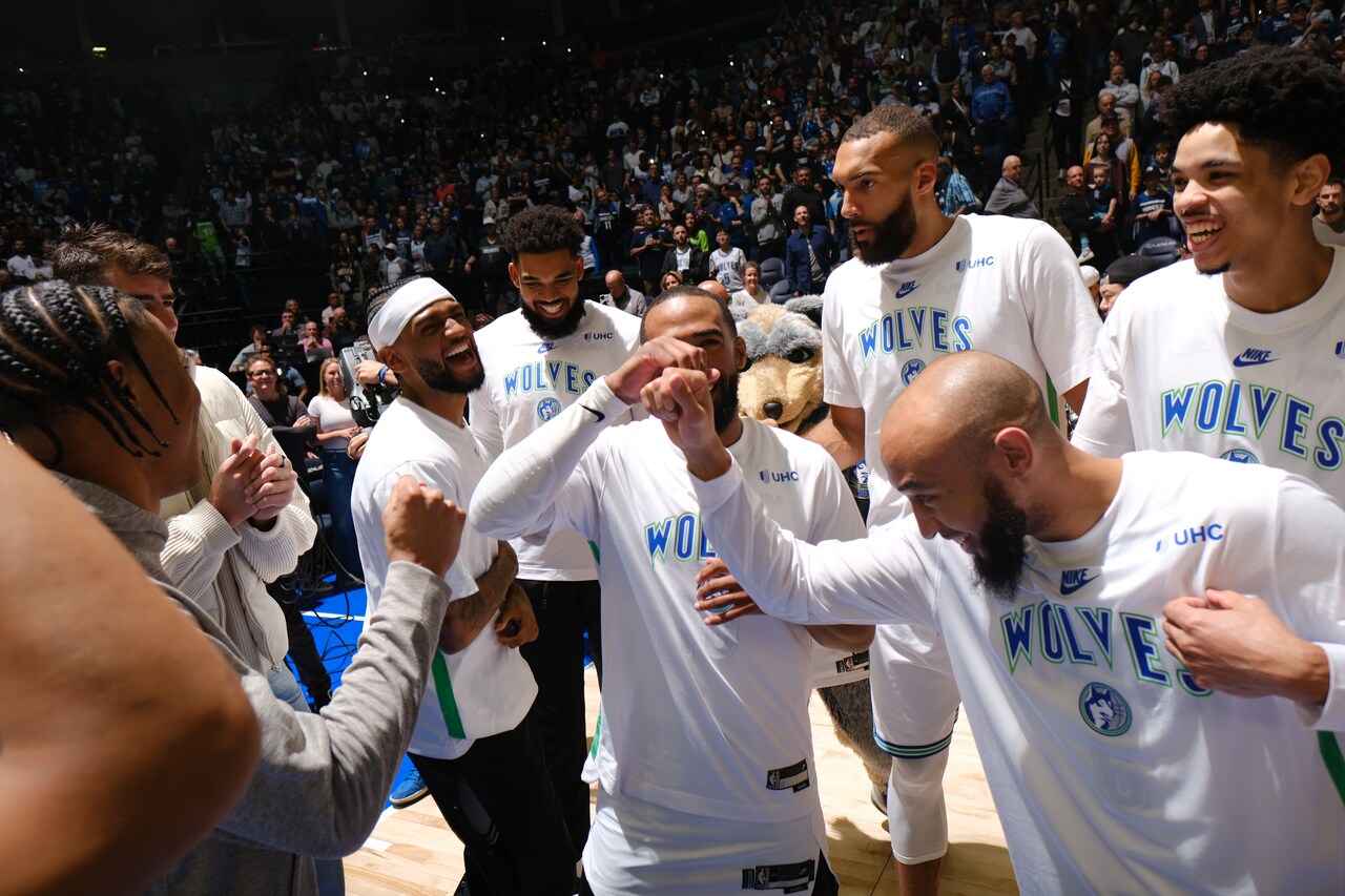 Wolves Pics: Nickeil Alexander-Walker 23-24 Season Photos | Minnesota ...