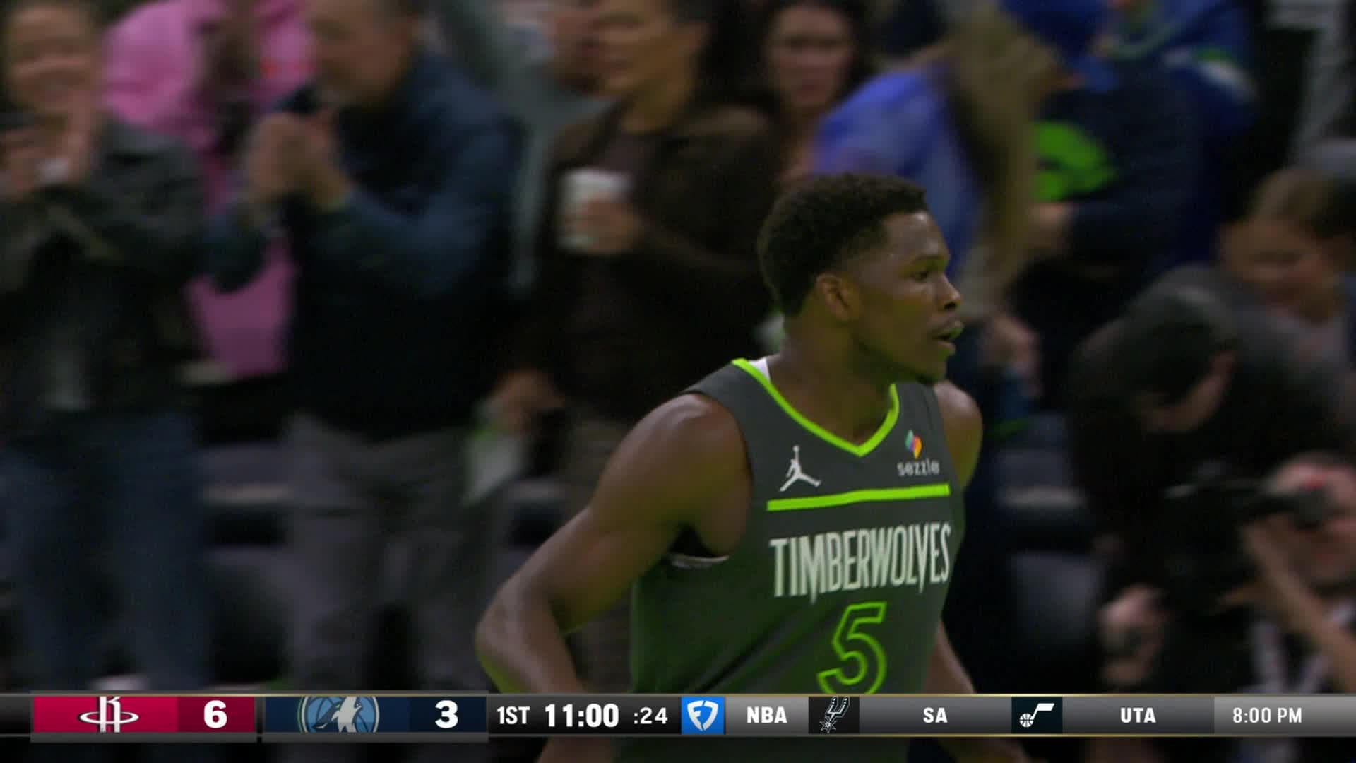 3-pointer by Anthony Edwards