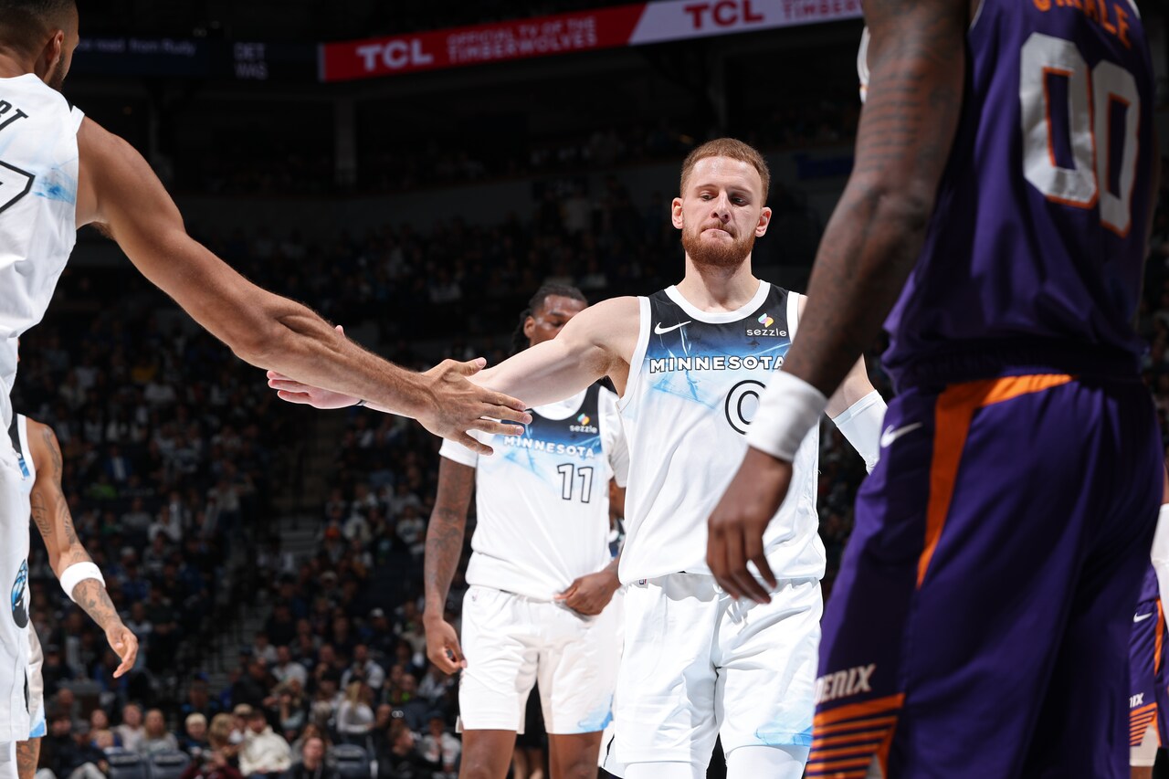 Wolves Pics: Wolves Defeat Suns, 120-117 | Minnesota Timberwolves