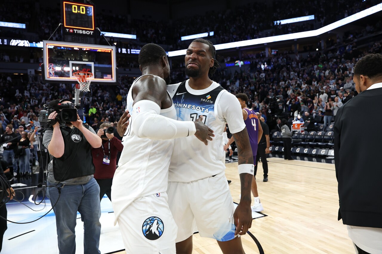 Wolves Pics: Wolves Defeat Suns, 120-117 | Minnesota Timberwolves