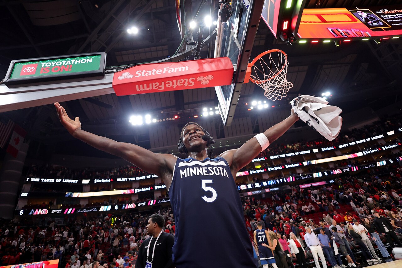Edwards hits winning 3-pointer to cap Timberwolves rally with 113-112 ...