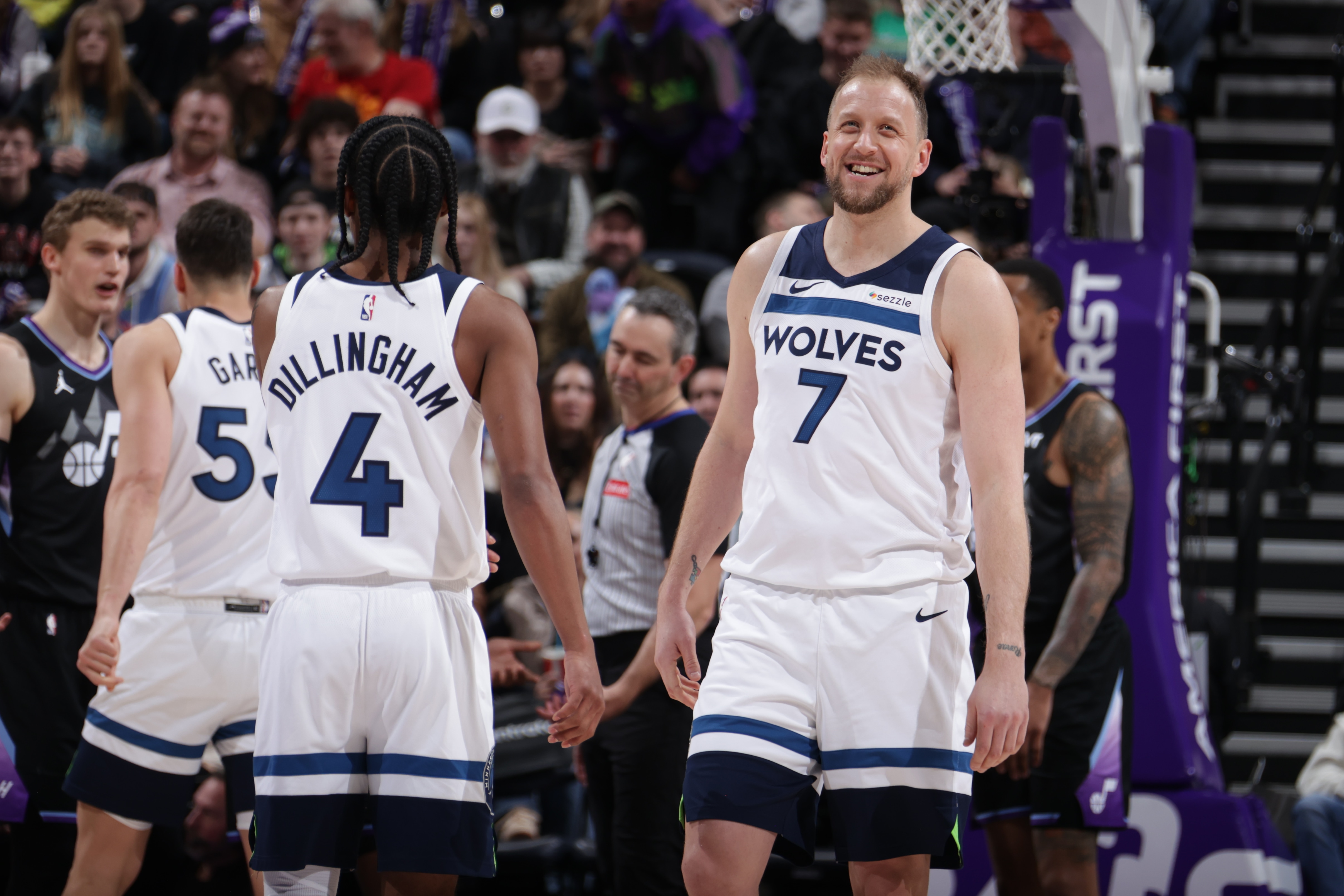 Anthony Edwards scores 36 points in the Timberwolves’ 138-113 victory ...