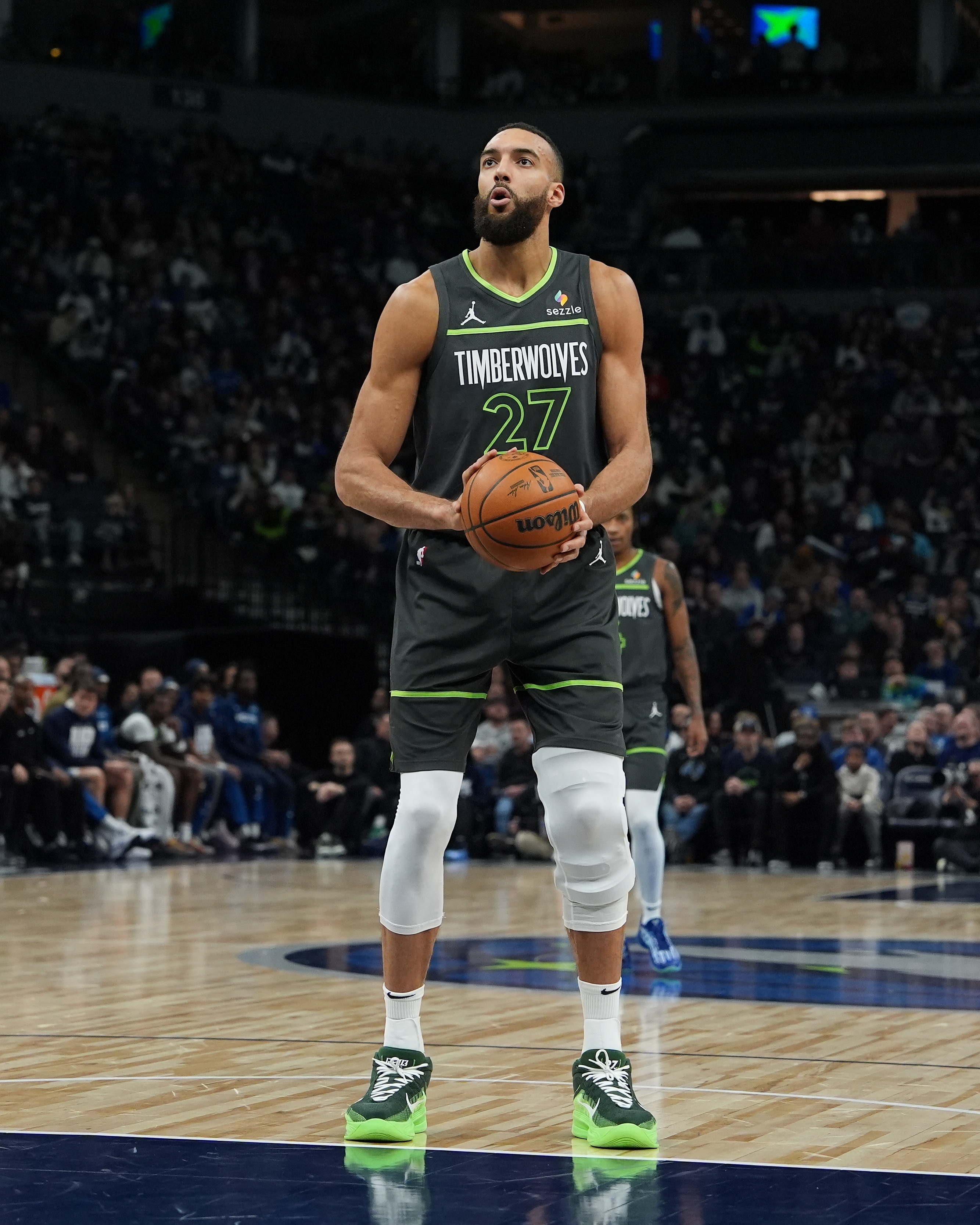 Wolves Pics: Wolves Defeat Rockets, 127-114 | 02.06.25 Photo Gallery