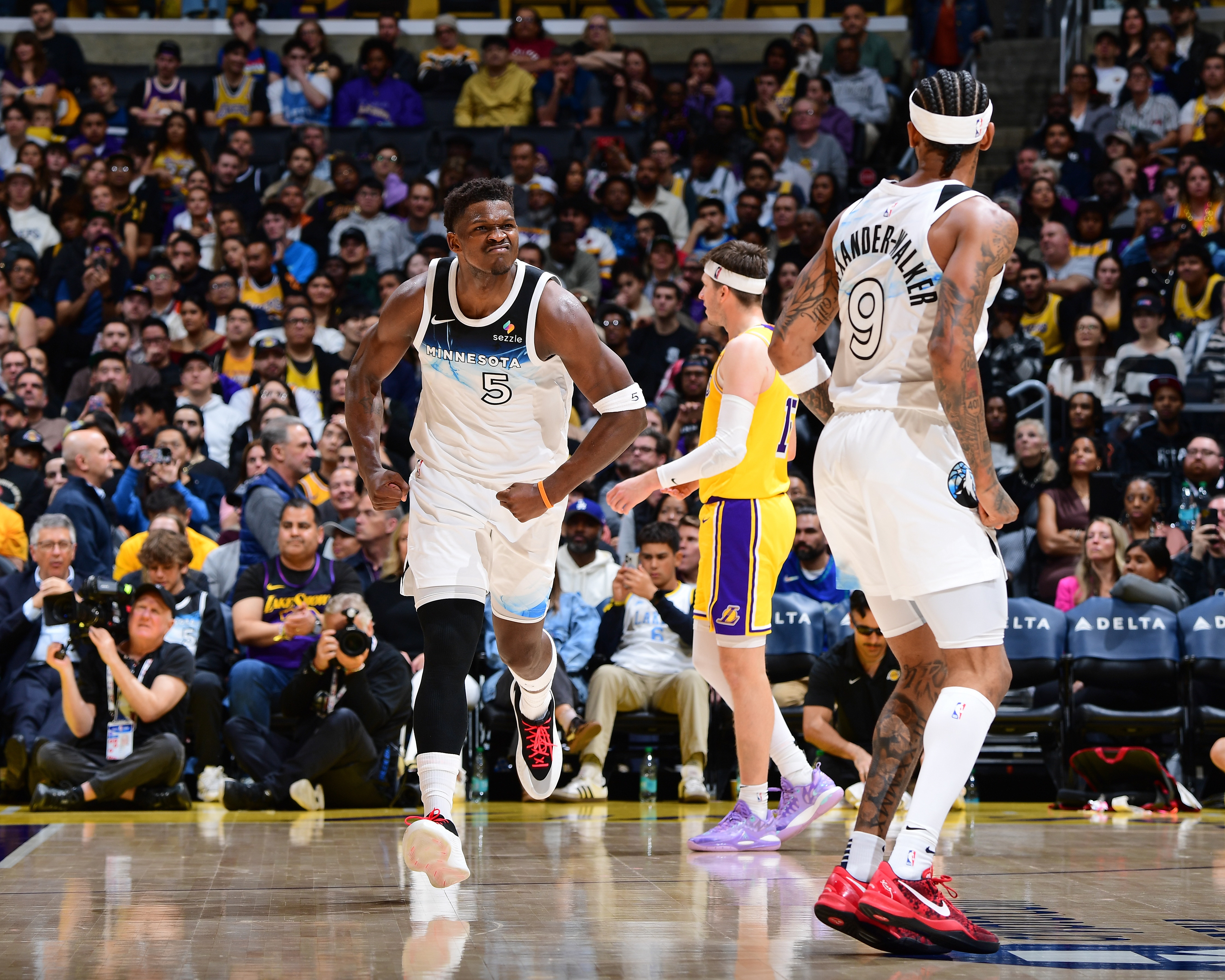 2025 NBA Playoffs: Timberwolves at Lakers Game 1 – TV & Streaming Info, Start Time & Injury ...