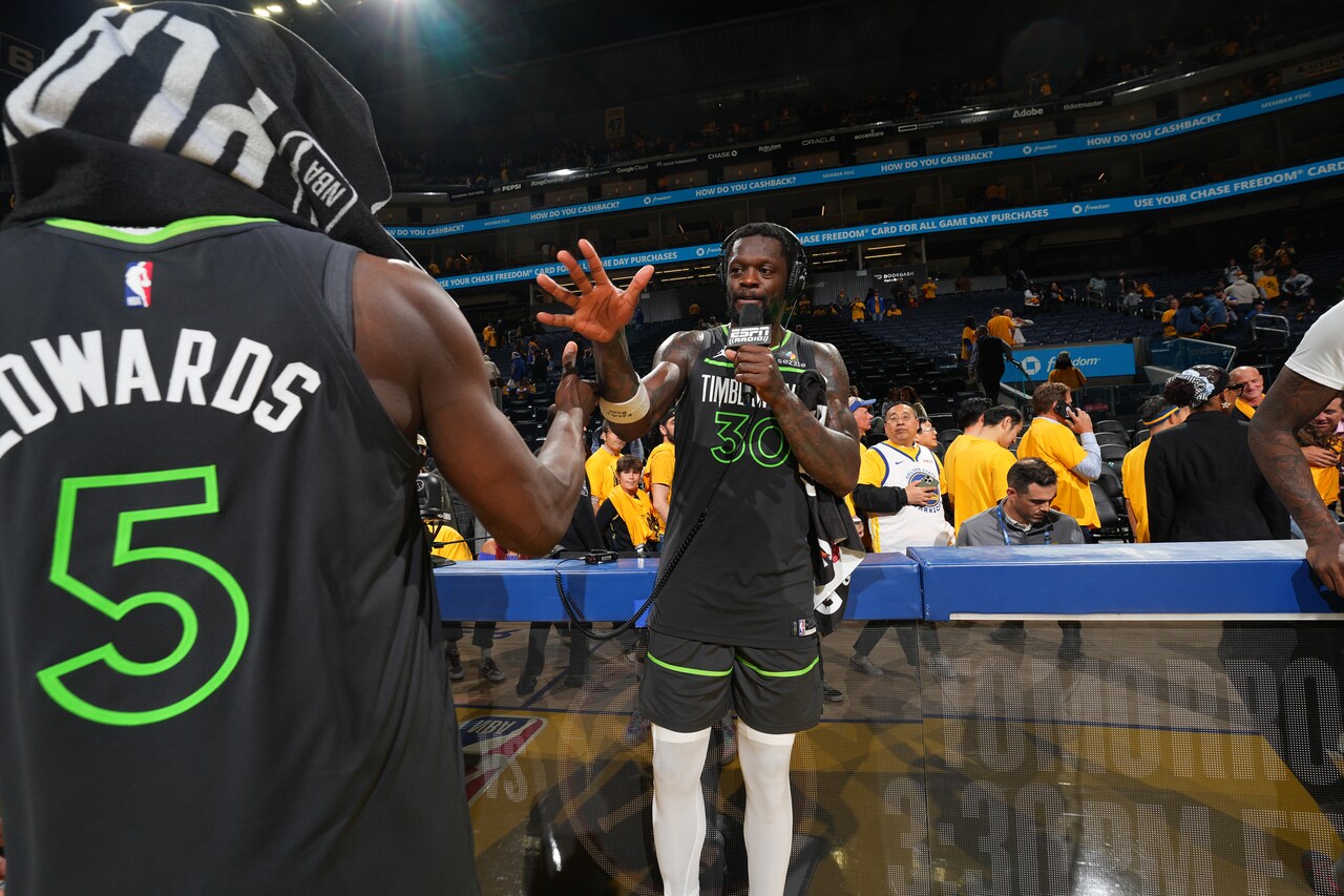 Wolves Pics: Wolves Beat Warriors In CLUTCH Game 3 Performance, 102-97 ...