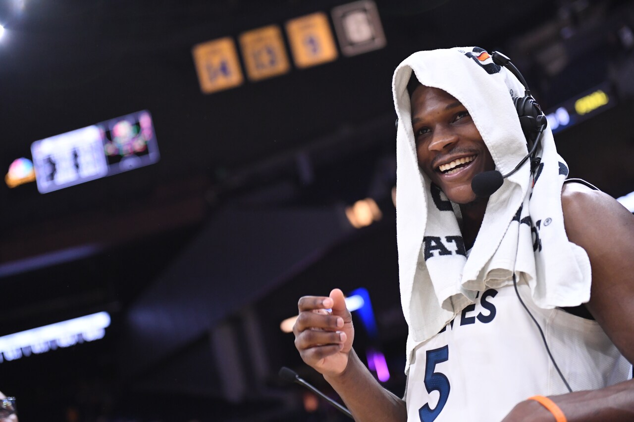 Wolves Pics: Wolves Defeat Warriors In Game 4, 117-110 | 05.12.25 ...